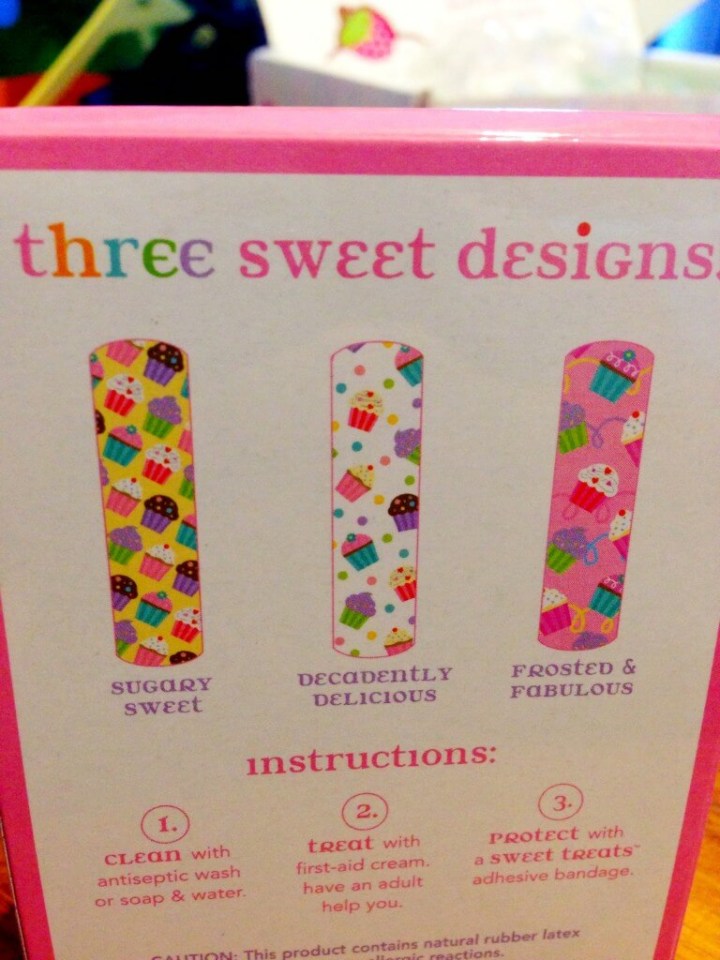 August 2014 The Boodle Box Review - Girls/Tween/Teen Subscription Box ...