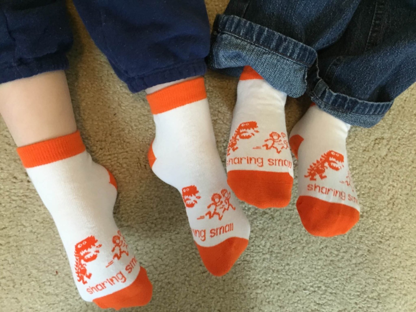 Sharing Small Kids Sock Subscription Review - Hello Subscription