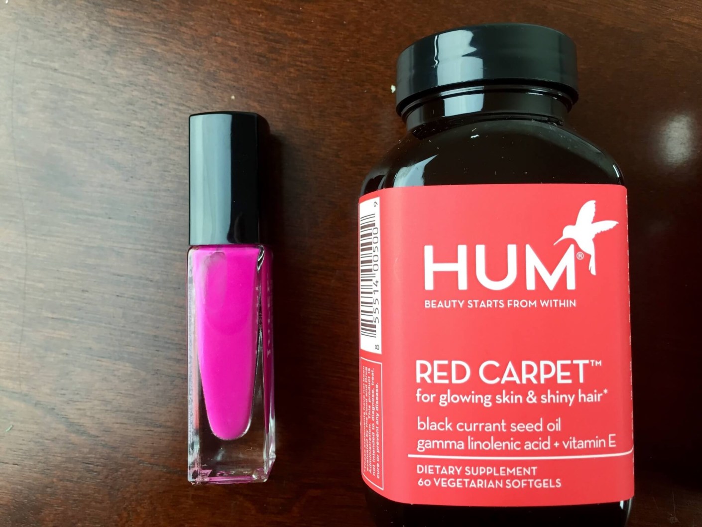 HUM Nutrition Review - Beauty Supplement Subscription - Hello Subscription