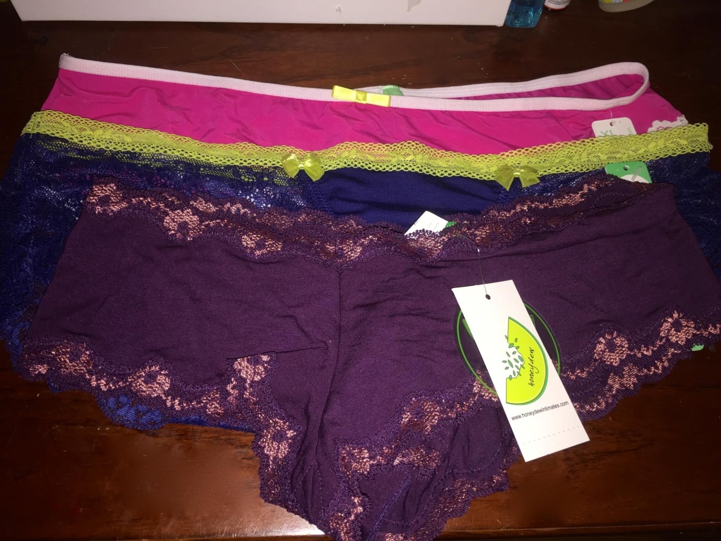 Splendies Reviews: Get All The Details At Hello Subscription!