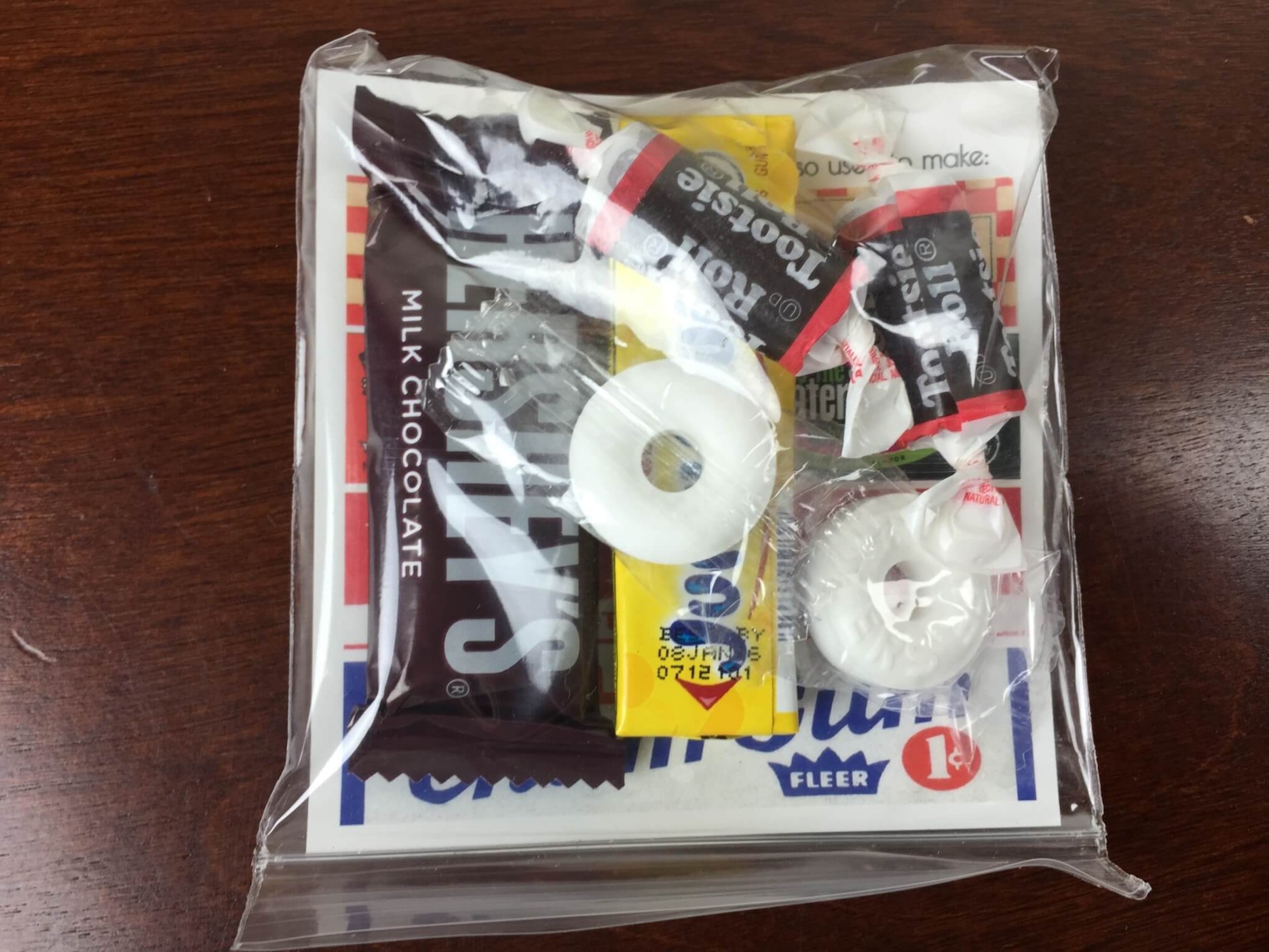 30 Days of Candy Subscription Box Review + Coupon - August 2015 "Candy ...