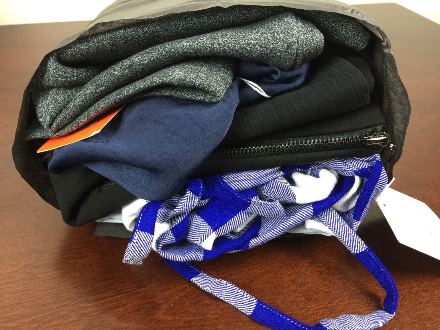 August 2015 Daily Look Elite Clothing Subscription Box Review - Hello ...