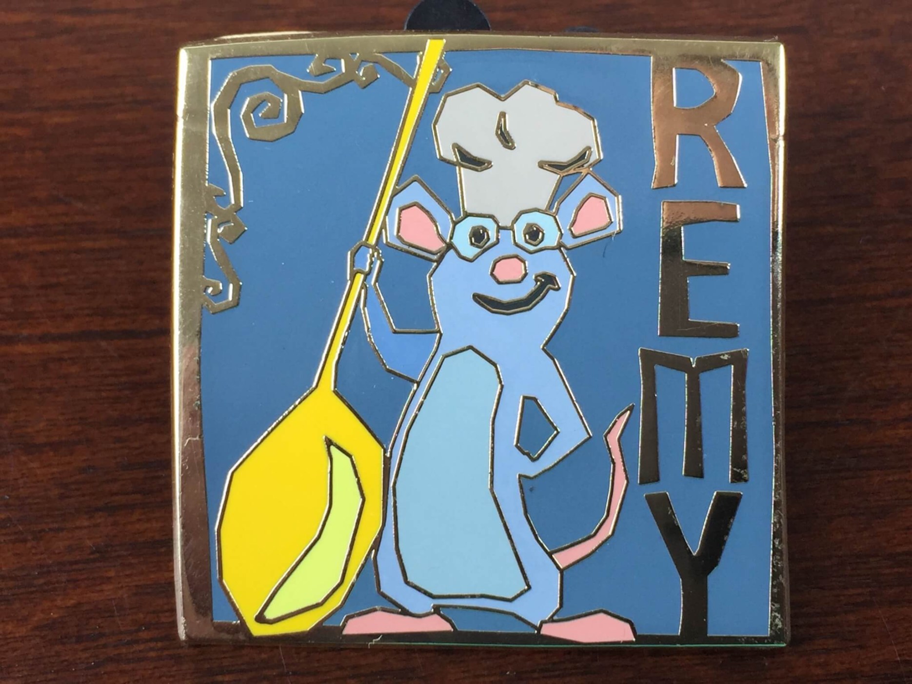 August 2015 Disney Park Pack: Pin Trading Edition Review - Hello ...