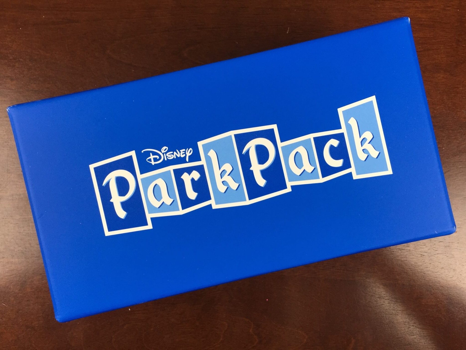 September 2015 Disney Park Pack: Pin Trading Edition Subscription Box ...