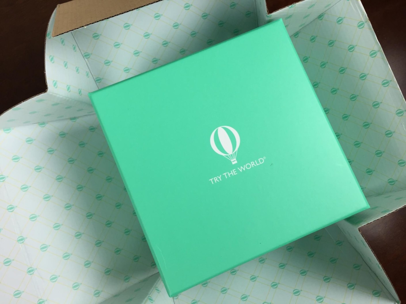 Try The World Subscription Box Review & Free Box Coupon - Spain ...