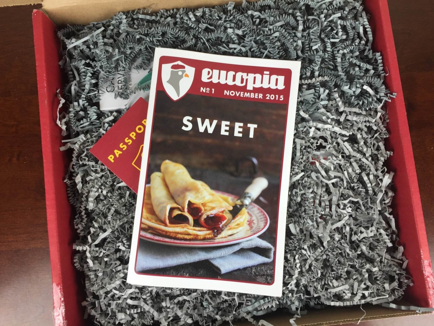 Eucopia Subscription Box Review - November 2015 - Hello Subscription