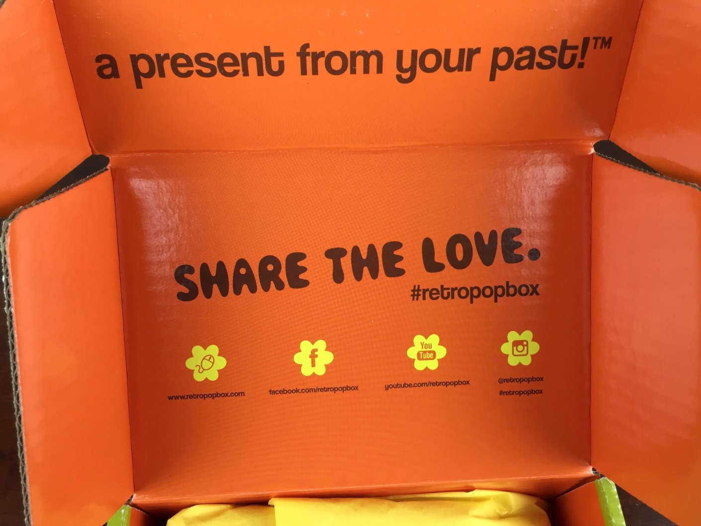 Retro Pop Box Subscription Box Review & Coupon - November 2015 60's Box ...