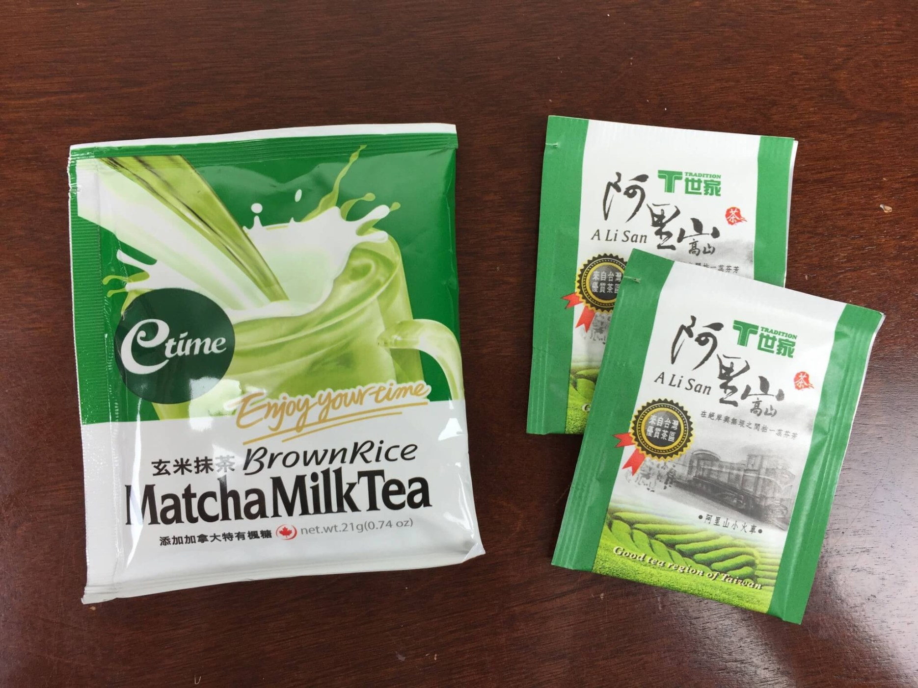 Taiwan Treat Subscription Box Review & Coupon - November 2015 - Hello ...