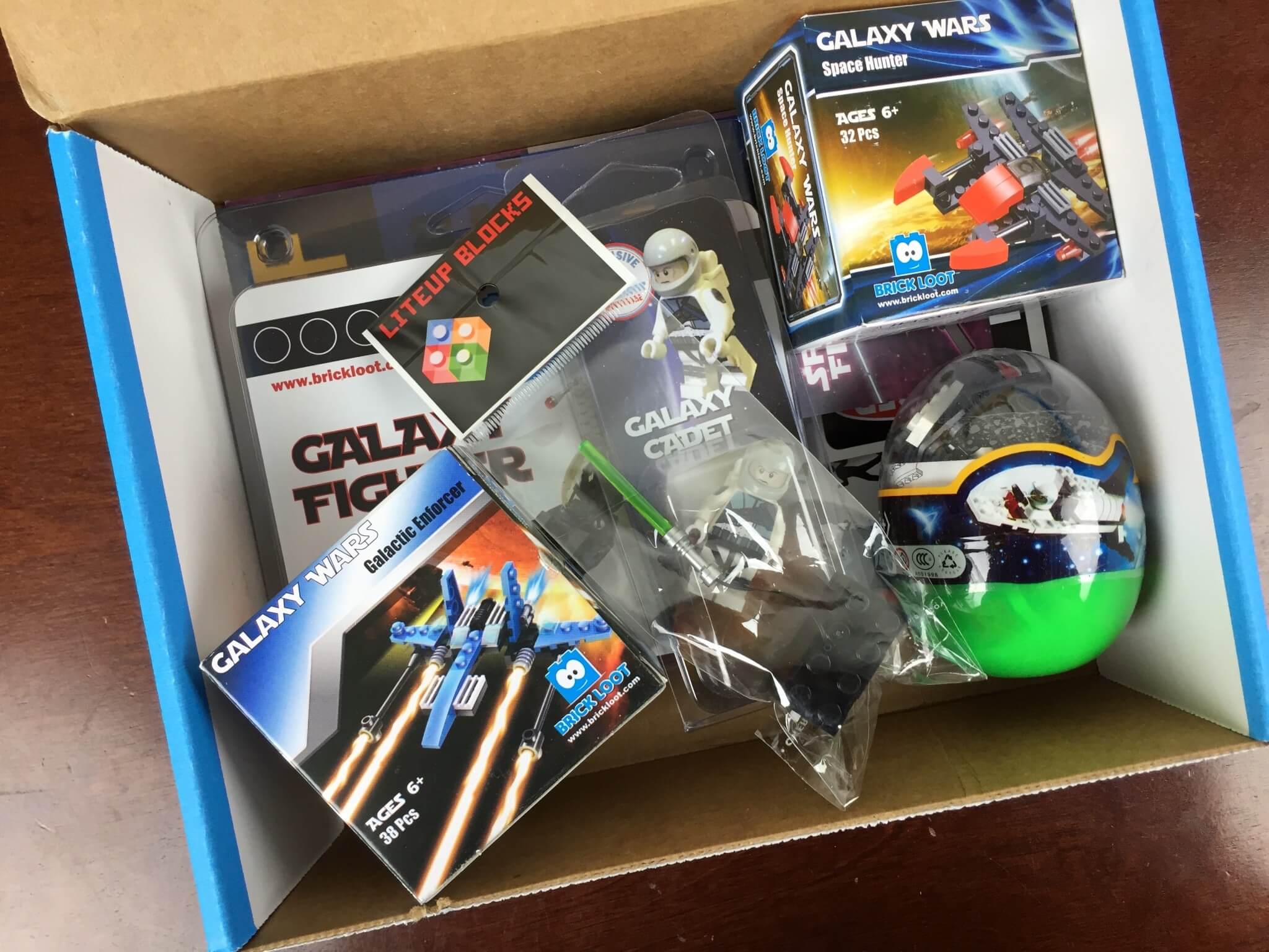 Brick Loot Subscription Box Review + Coupon - December 2015 - Hello ...