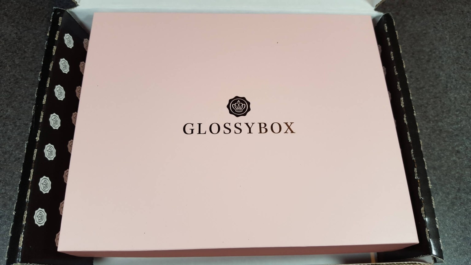 January 2016 Glossybox Subscription Box Review & Coupon - Hello ...