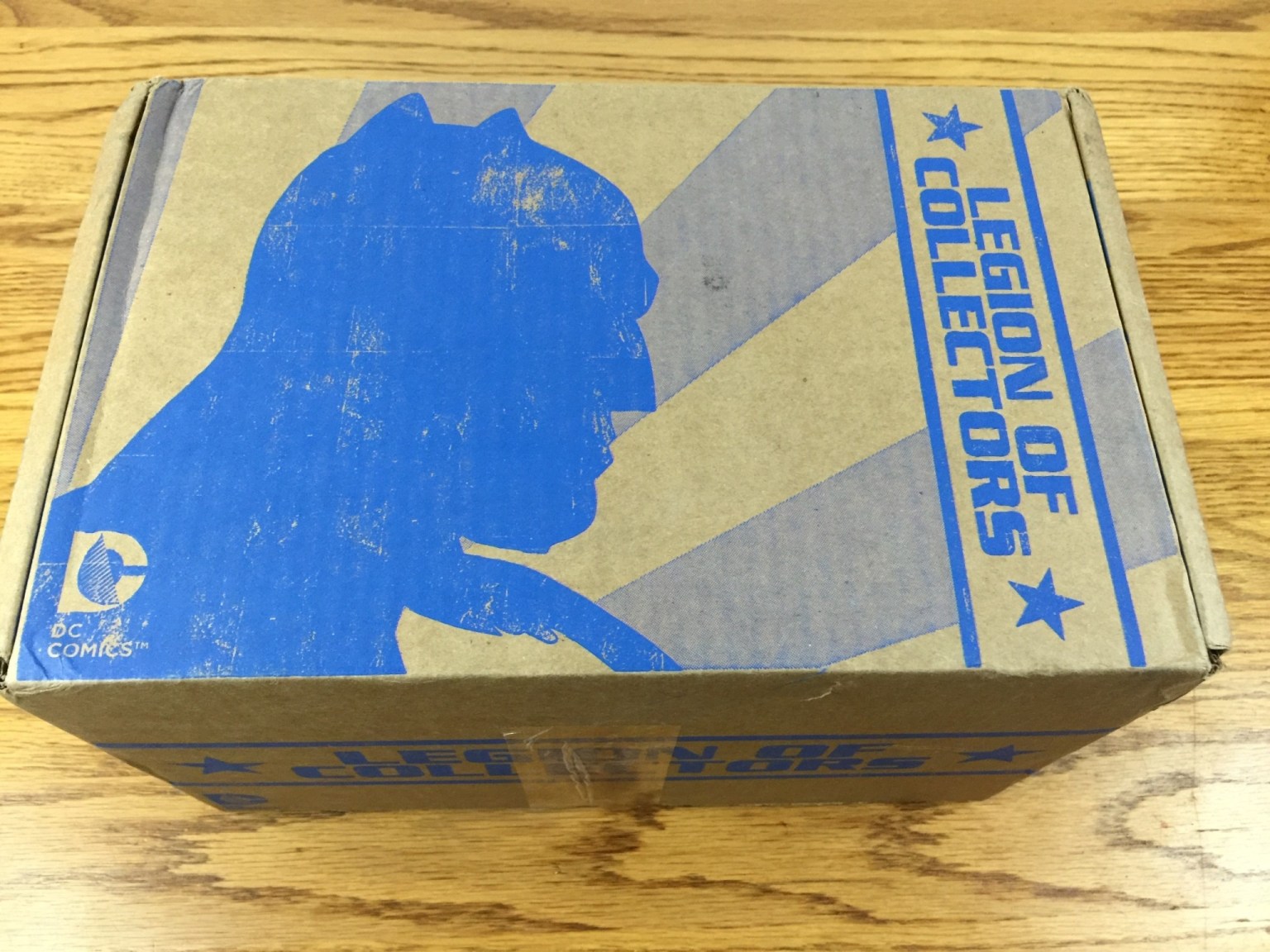 DC Legion of Collectors Subscription Box Review - March 2016 Batman v ...
