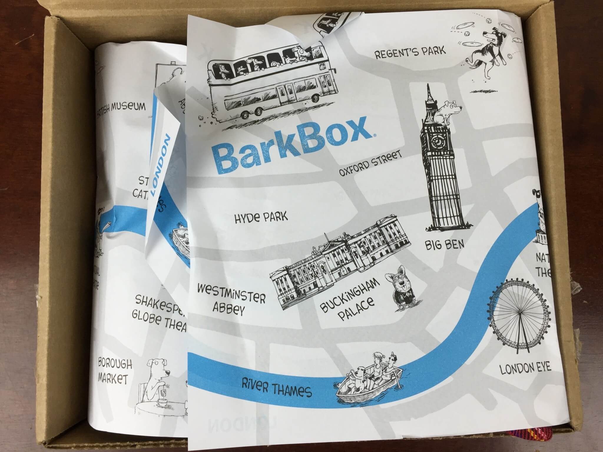 What comes in a barkbox 2016 store