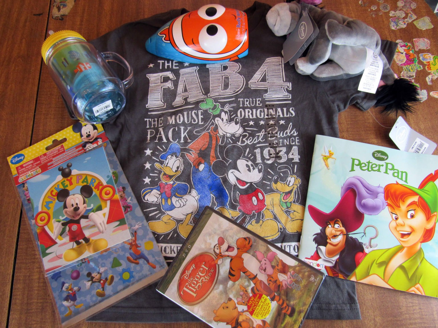 Little Bit of Magic Disney Subscription Review April 2016 - Hello ...