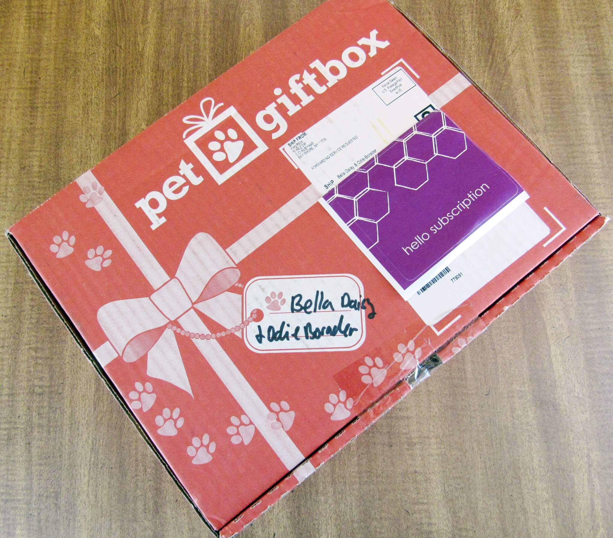 April 2016 PetGiftBox Dog Subscription Box Review + 50% Off Coupon ...