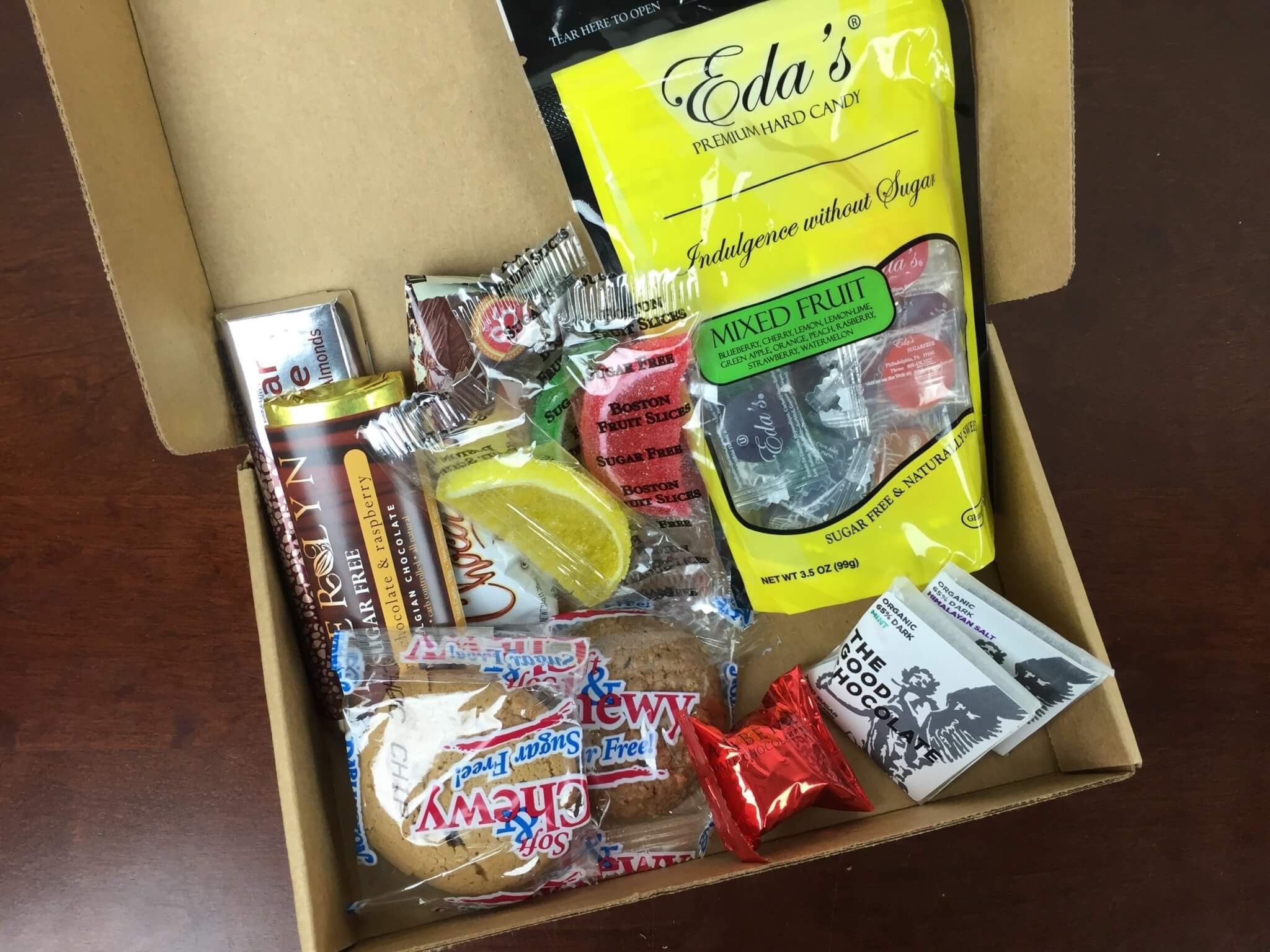 Sleek Treat Subscription Box Review & Coupon - Pre-Launch Box - Hello ...