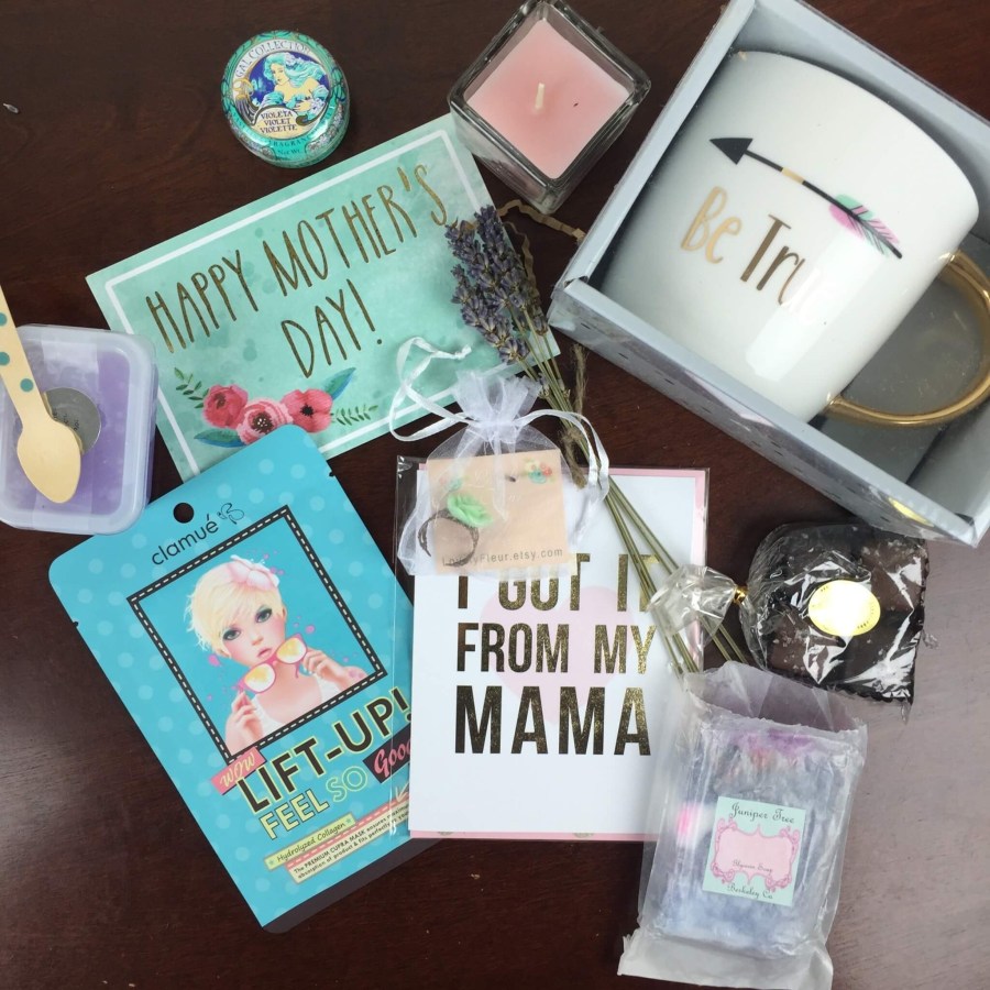 TINSELBOX Reviews: Get All The Details At Hello Subscription!