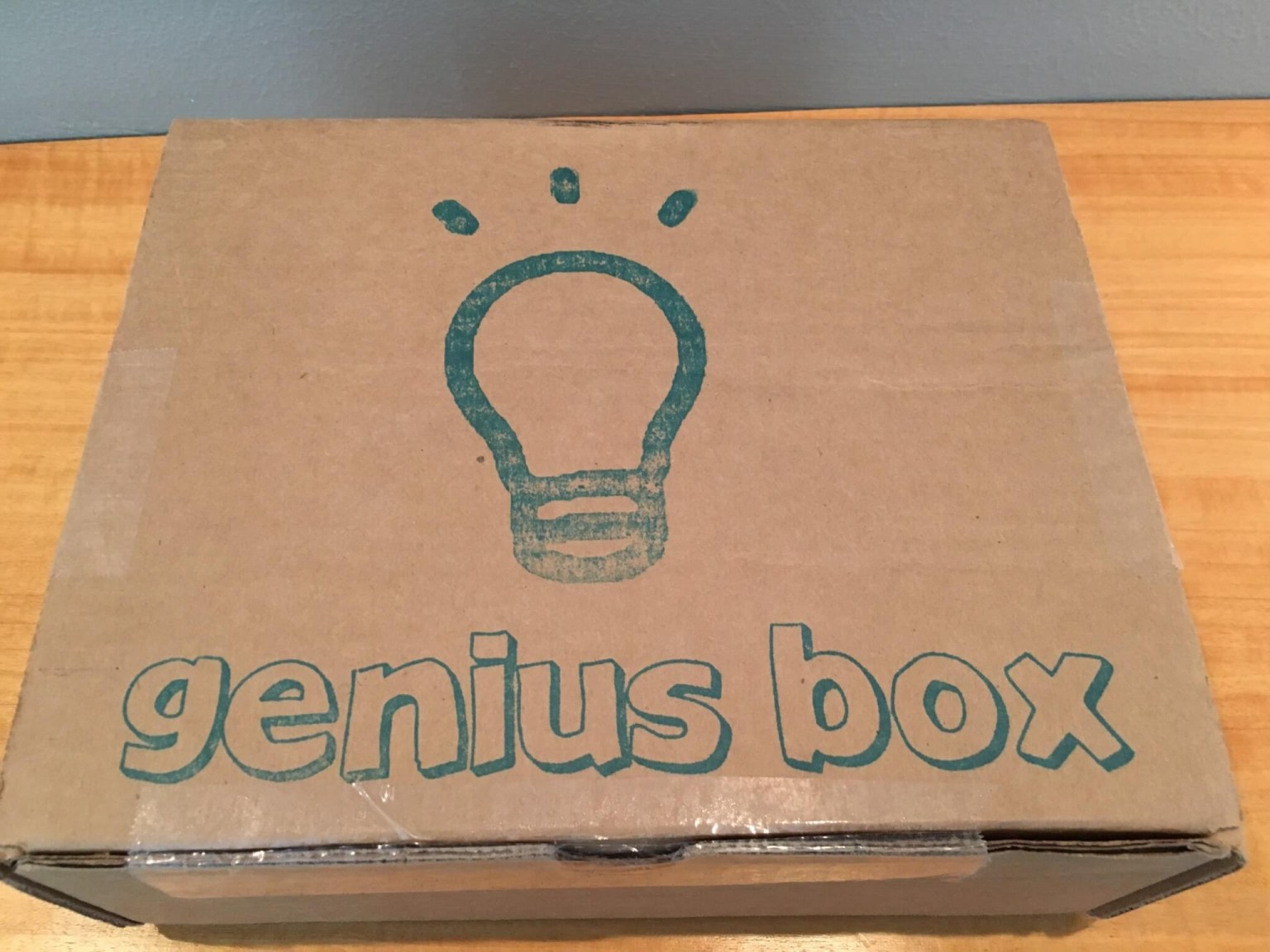 Genius Box Reviews: Get All The Details At Hello Subscription!