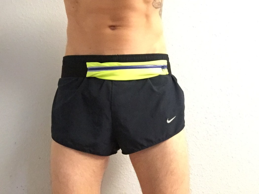 RunnerCrate Subscription Box Review & Coupon - April 2016 - Hello ...