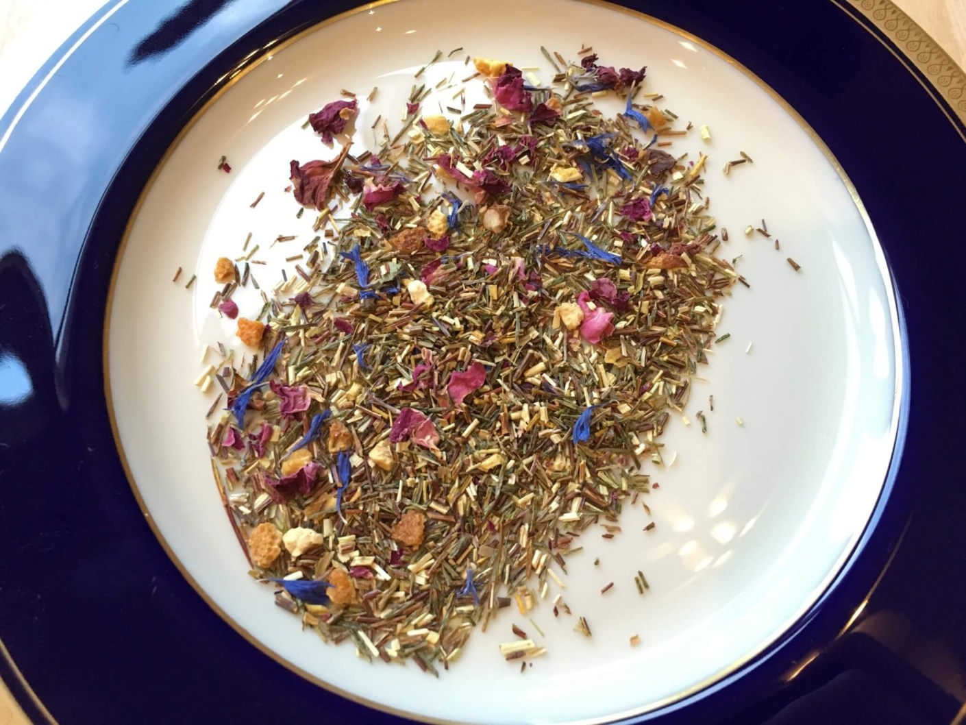 Art of Tea Reviews: Get All The Details At Hello Subscription!