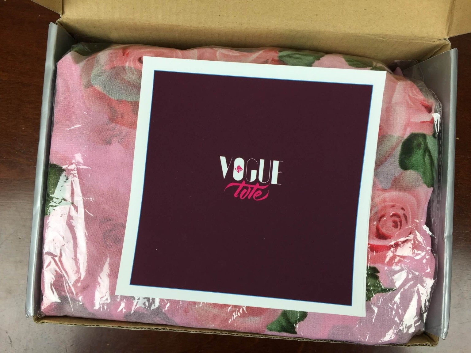 VivTote May 2016 Subscription Box Review + Coupons - Hello Subscription