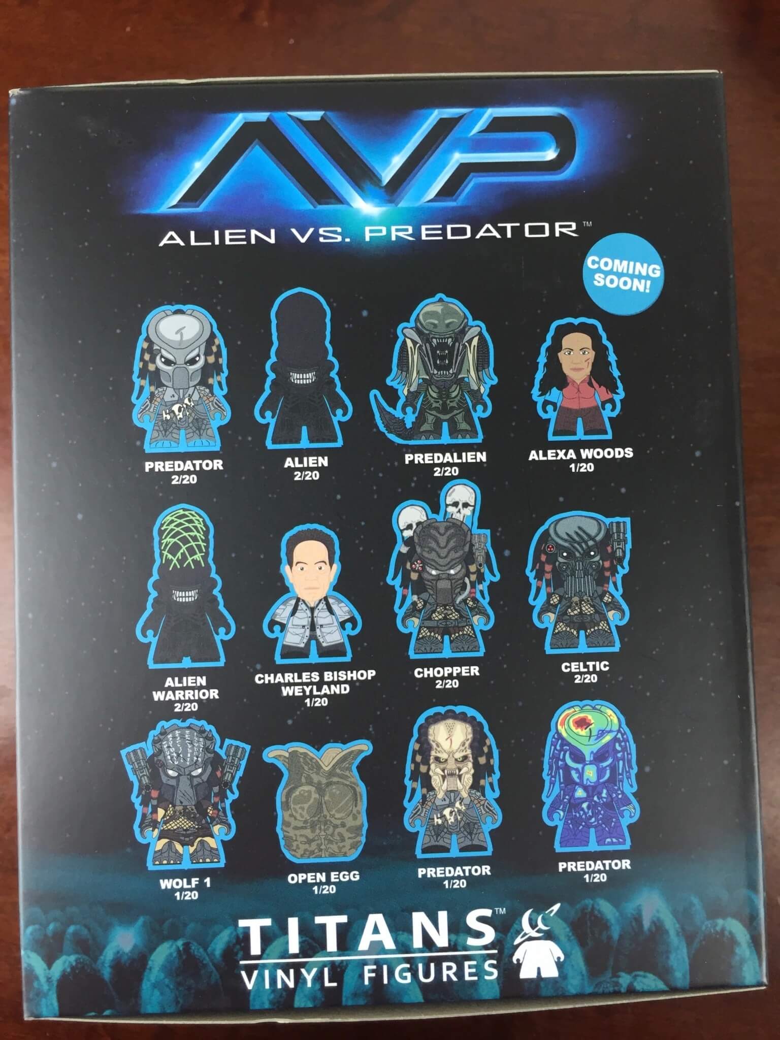 Loot Crate ALIENS Limited Edition Crate Review - hello subscription