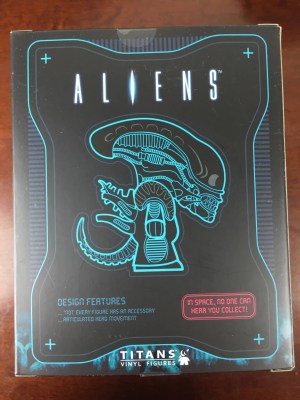 Loot Crate ALIENS Limited Edition Crate Review - Hello Subscription