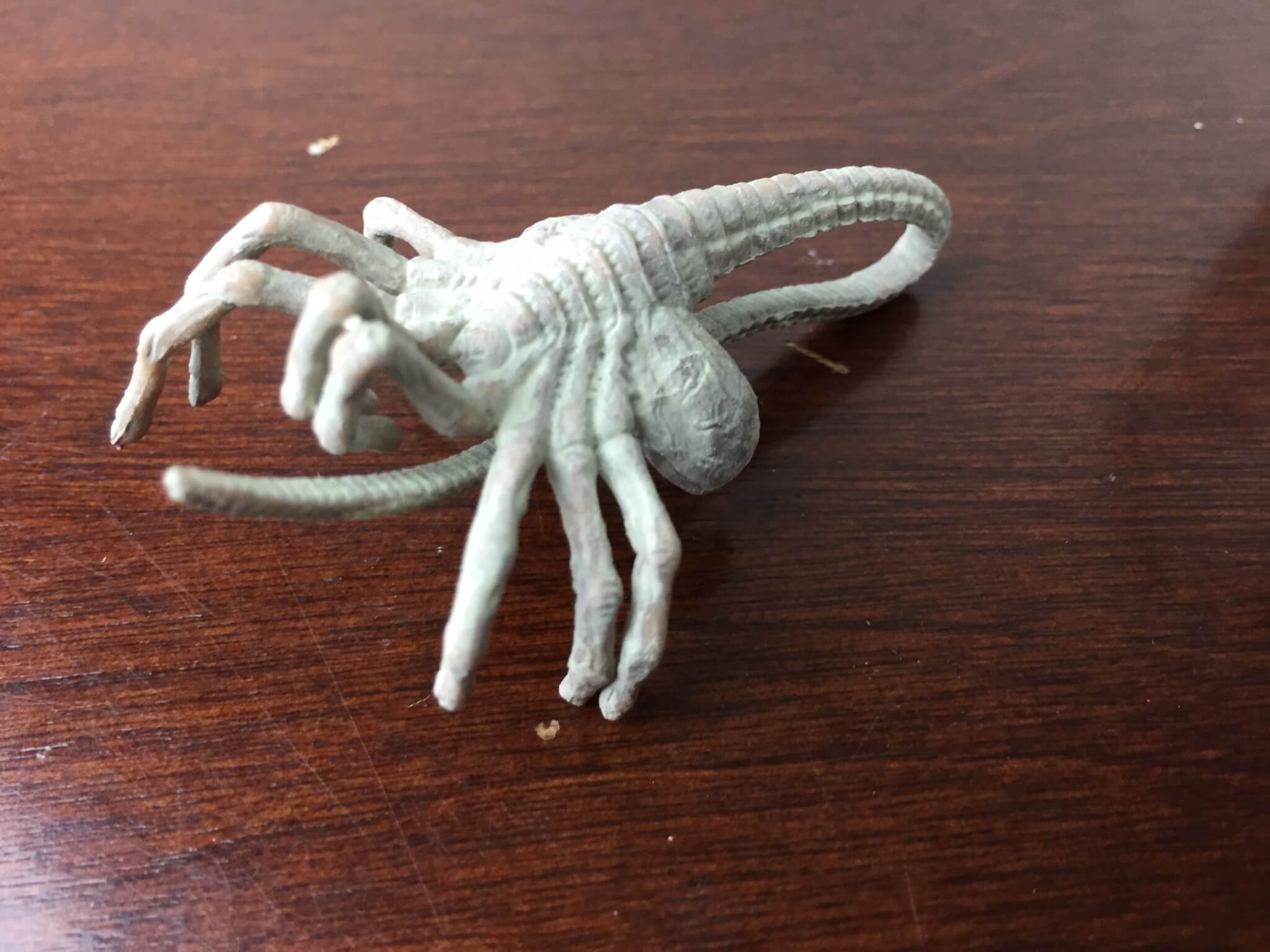 Loot Crate ALIENS Limited Edition Crate Review - hello subscription