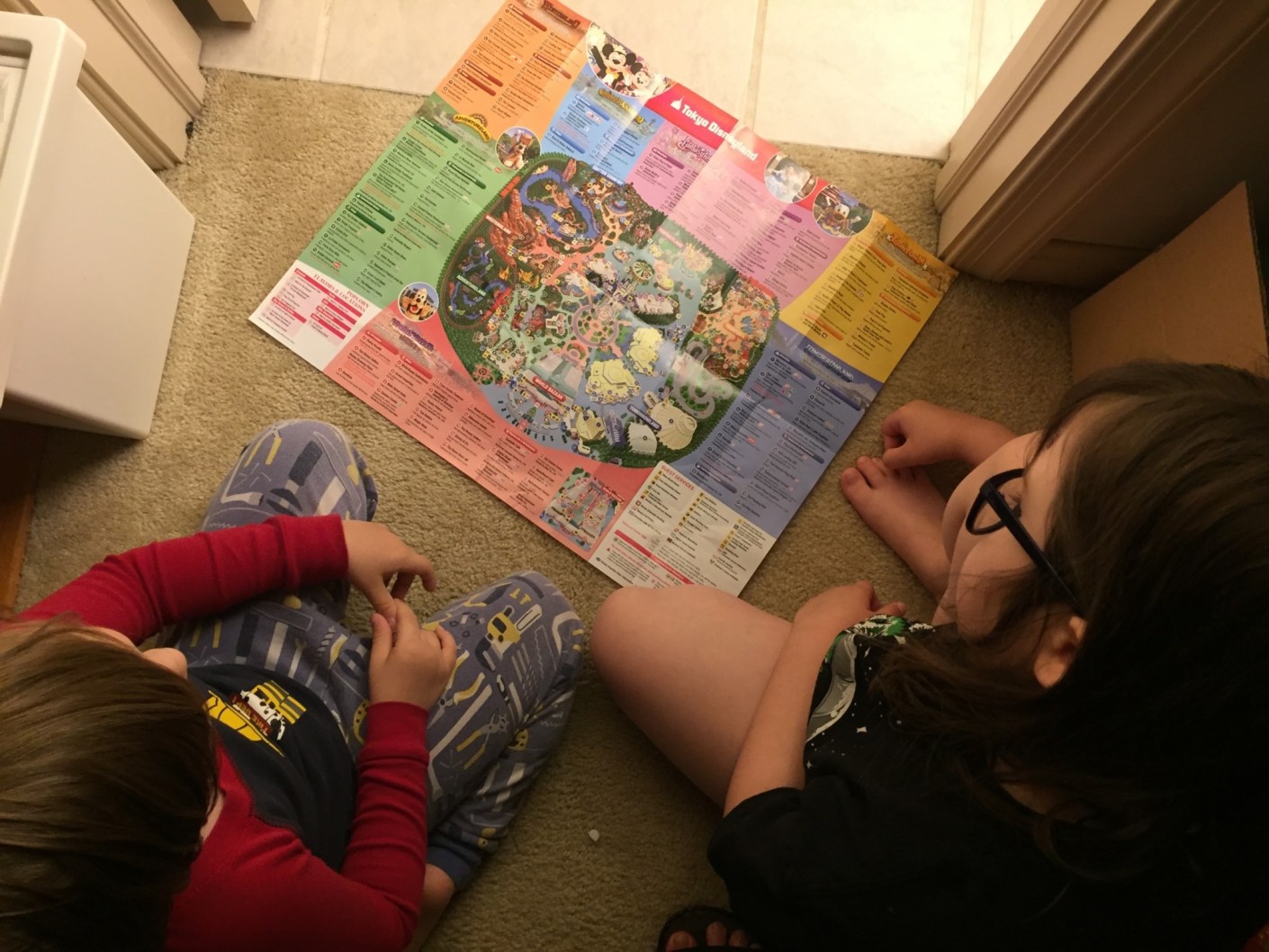 Monthly Magic Subscription Box Review - May 2016 - Hello Subscription