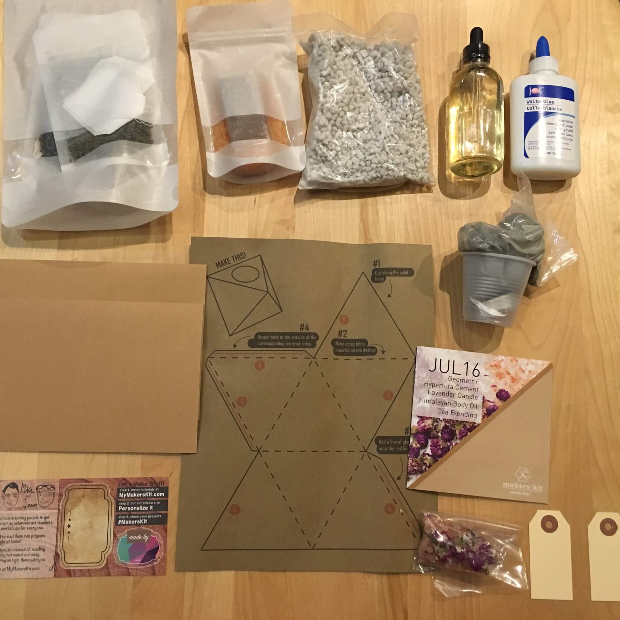 MakersKit Monthly Subscription Box Review July 2016 - Hello Subscription