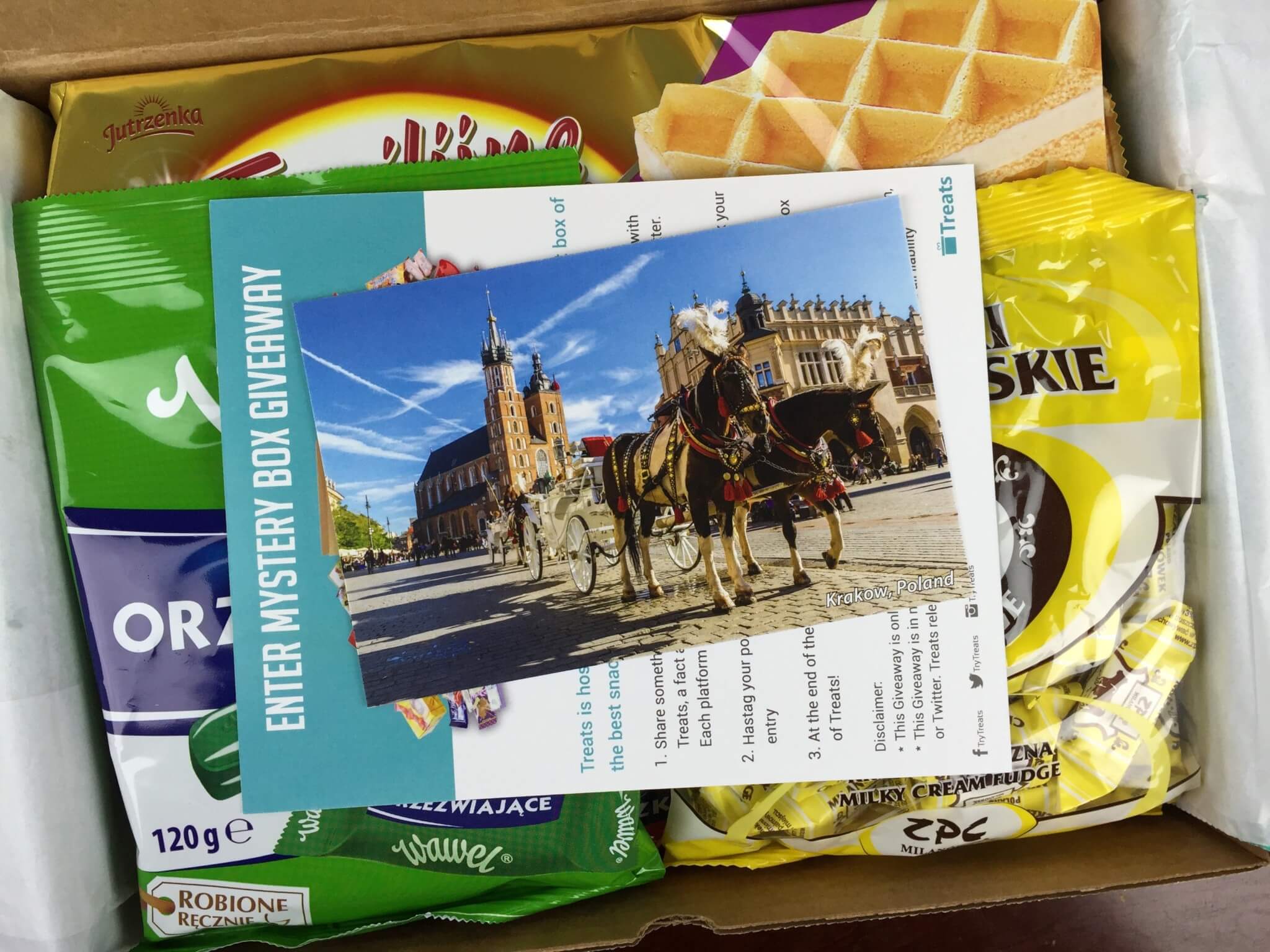Treats Box July 2016 Review & Coupon - Poland! - Hello Subscription