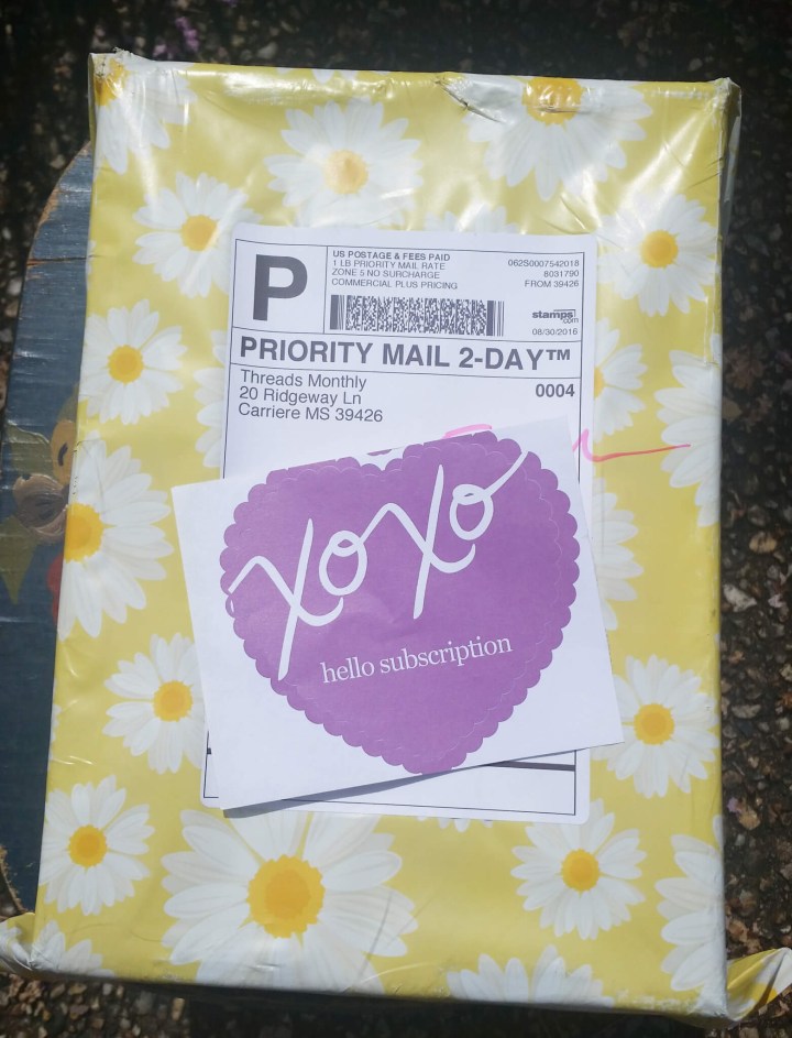 Threads Monthly September 2016 Subscription Box Review - Hello Subscription