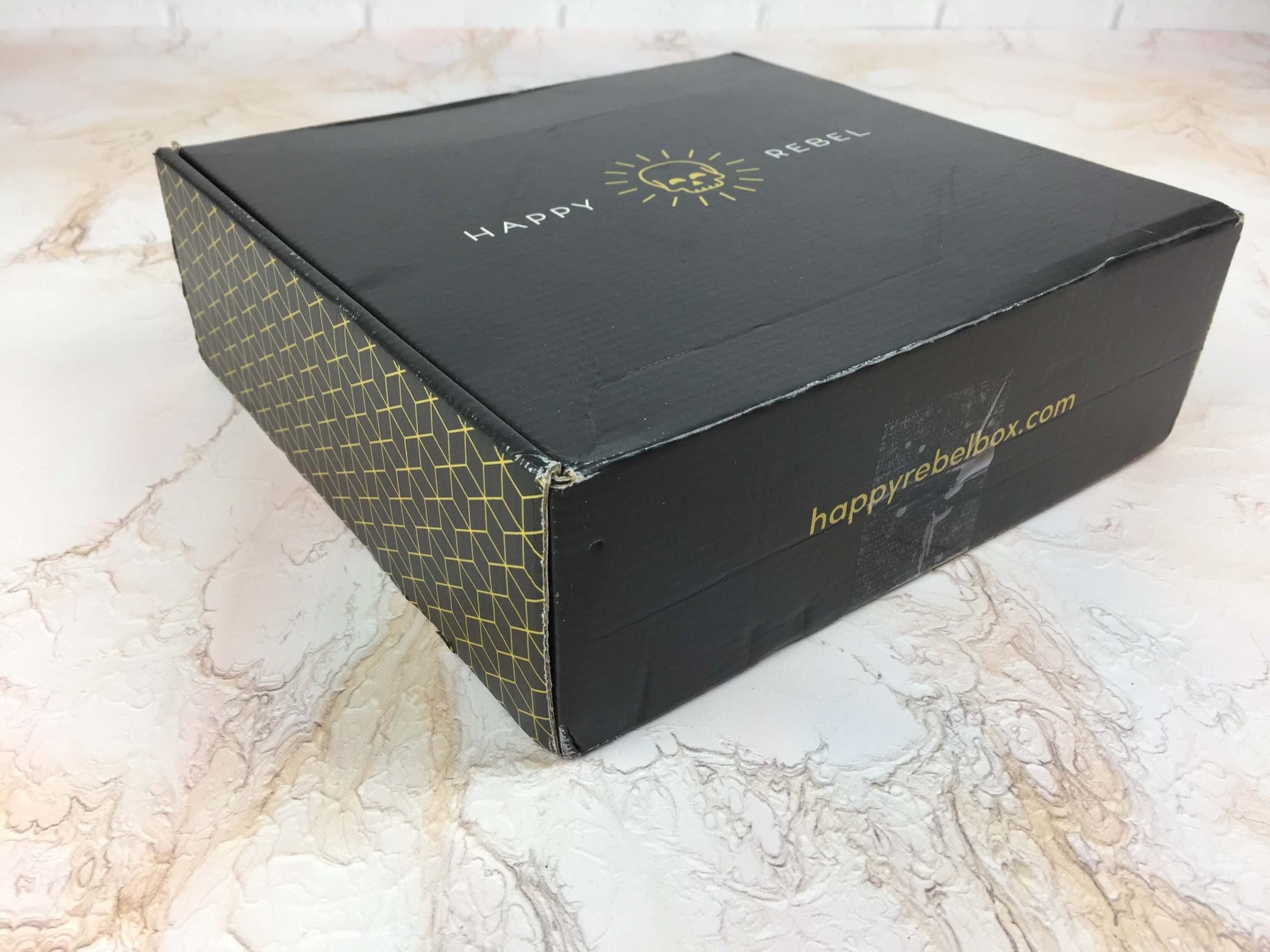 Happy Rebel Subscription Box Review + Coupon - Fall 2016 - Hello ...