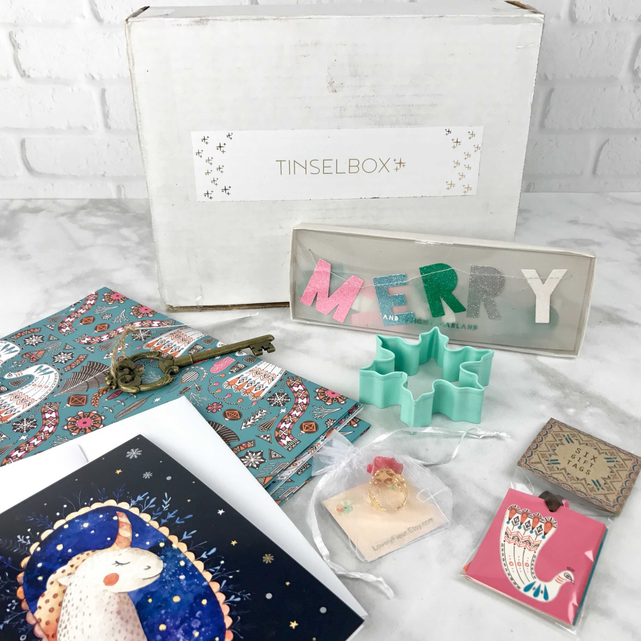 TINSELBOX Reviews: Get All The Details At Hello Subscription!