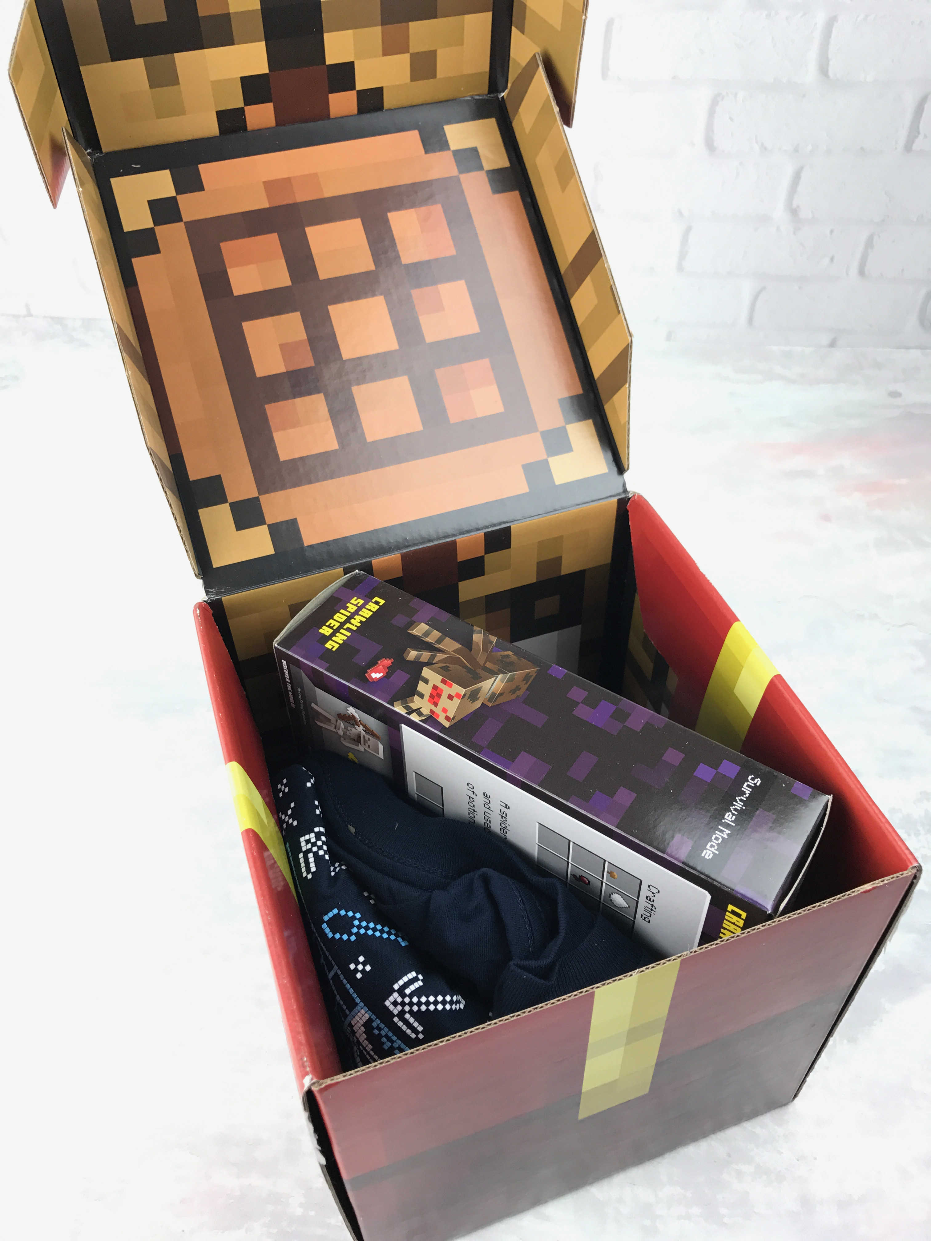 Mine Chest December 2016 Subscription Box Review - Hello Subscription