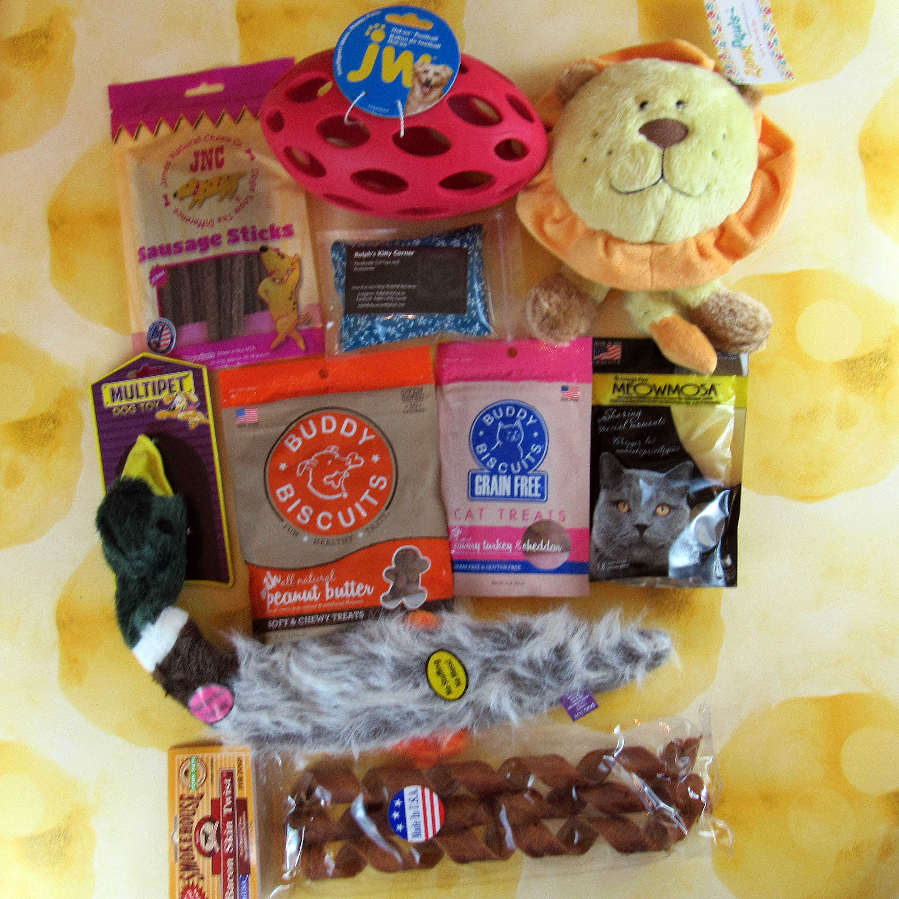 Pet Parcel February 2017 Subscription Box Review + Coupon - Cat and Dog ...