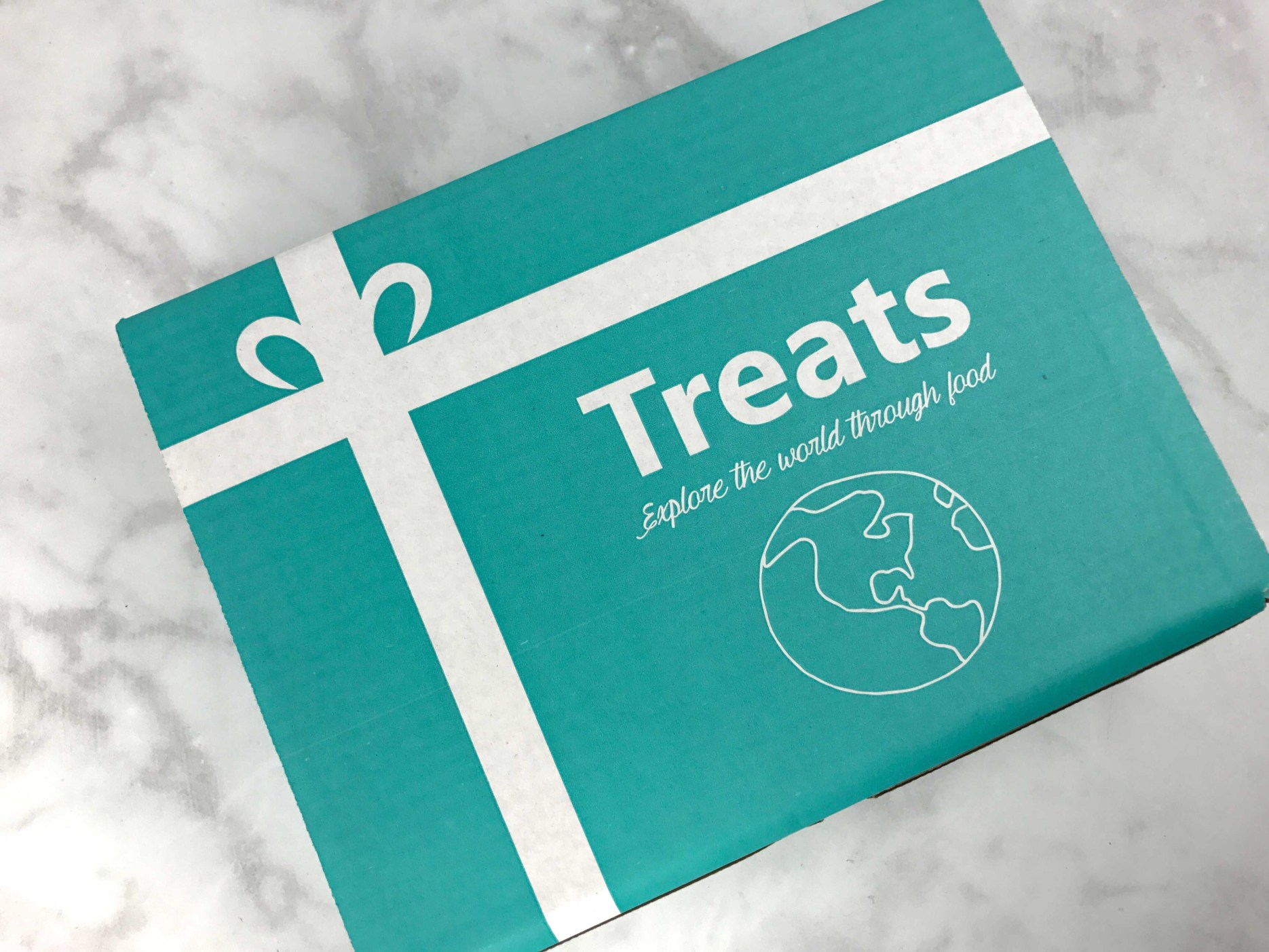 Treats Box January 2017 Review & Coupon - INDONESIA! - Hello Subscription