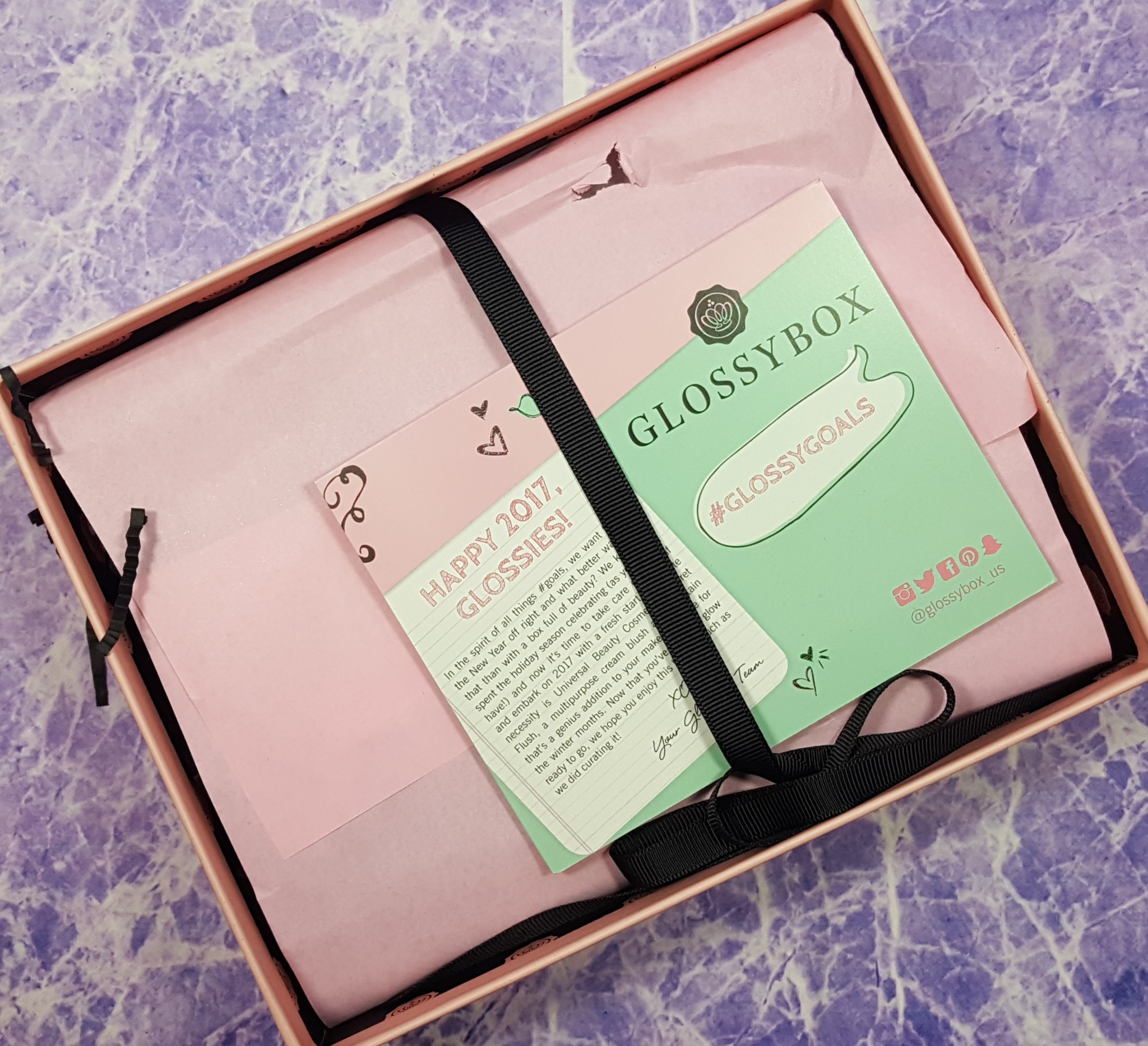January 2017 Glossybox Subscription Box Review - Hello Subscription