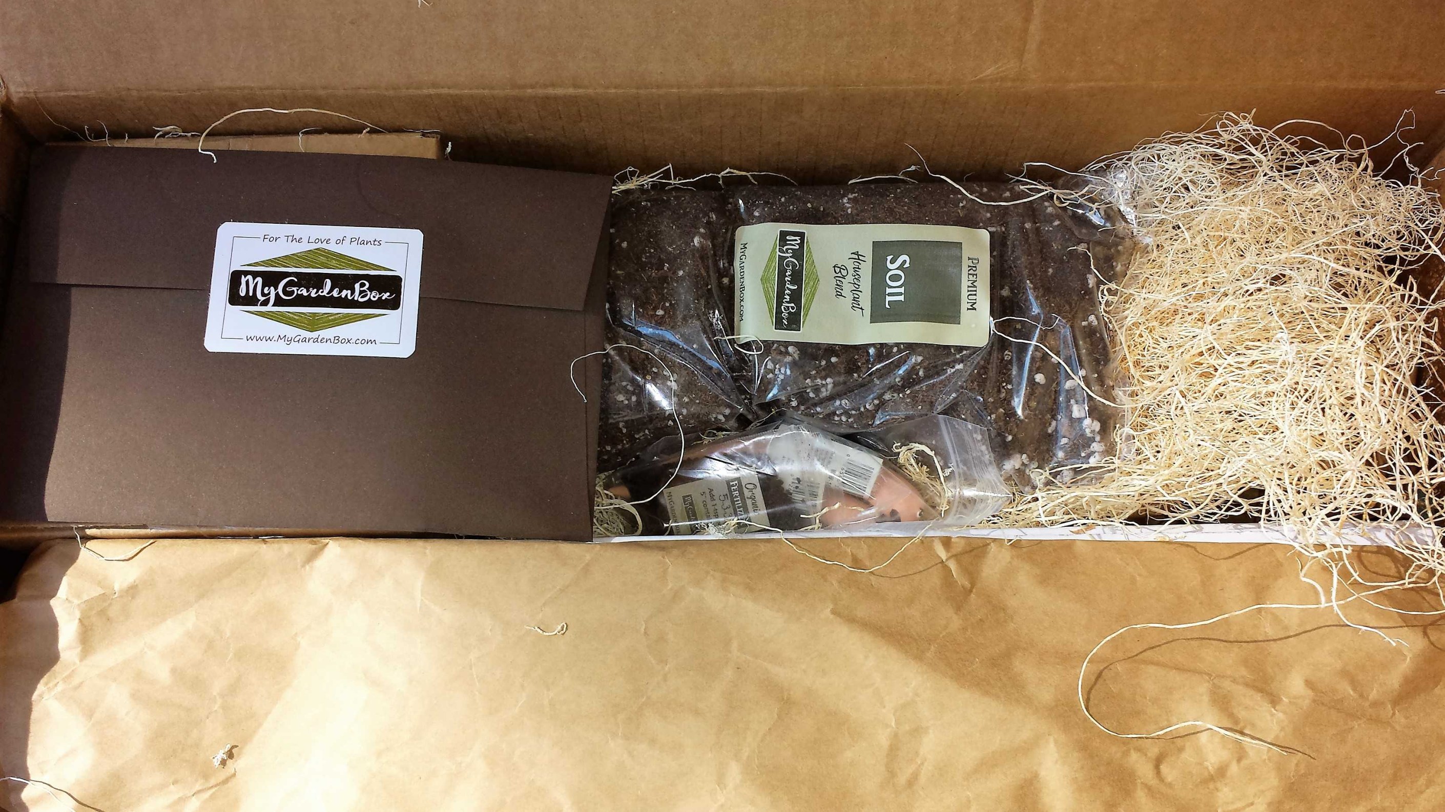 My Garden Box Subscription Review - January 2017 - Hello Subscription