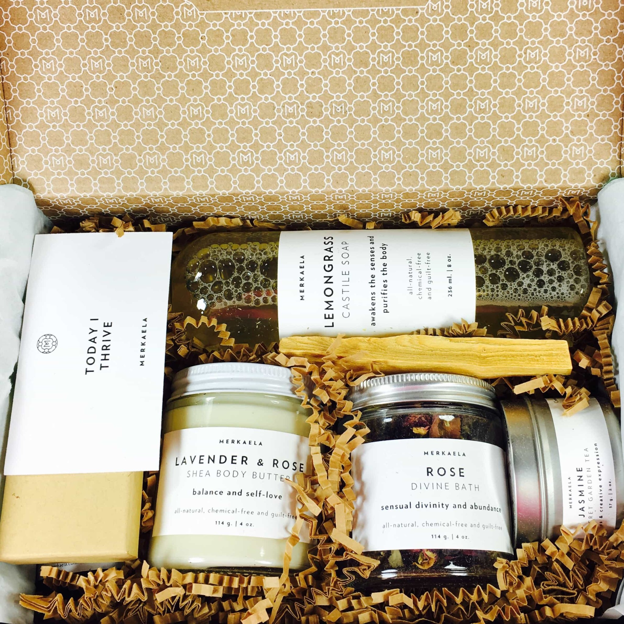 Merkaela Spring 2017 Subscription Box Review + Coupon - Bloom - Hello ...