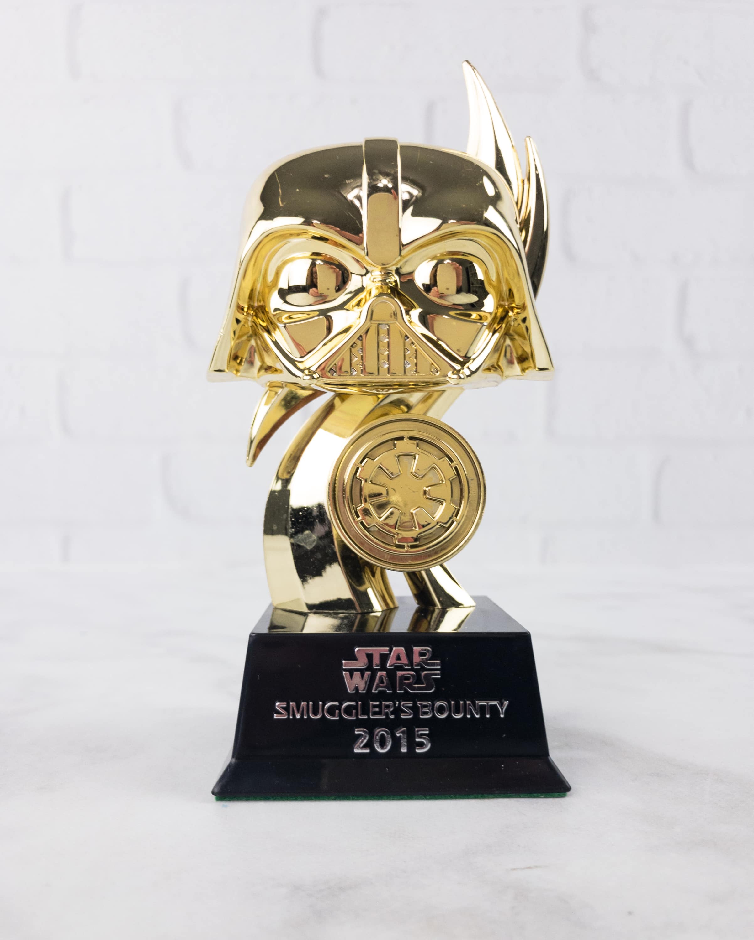 Smuggler's Bounty Anniversary Gift Box Review - Hello Subscription