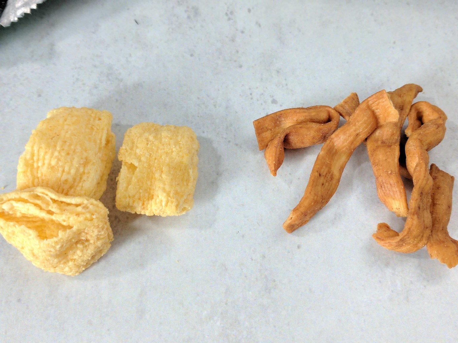 Freedom Japanese Market Subscription Box - March 2017 - hello subscription