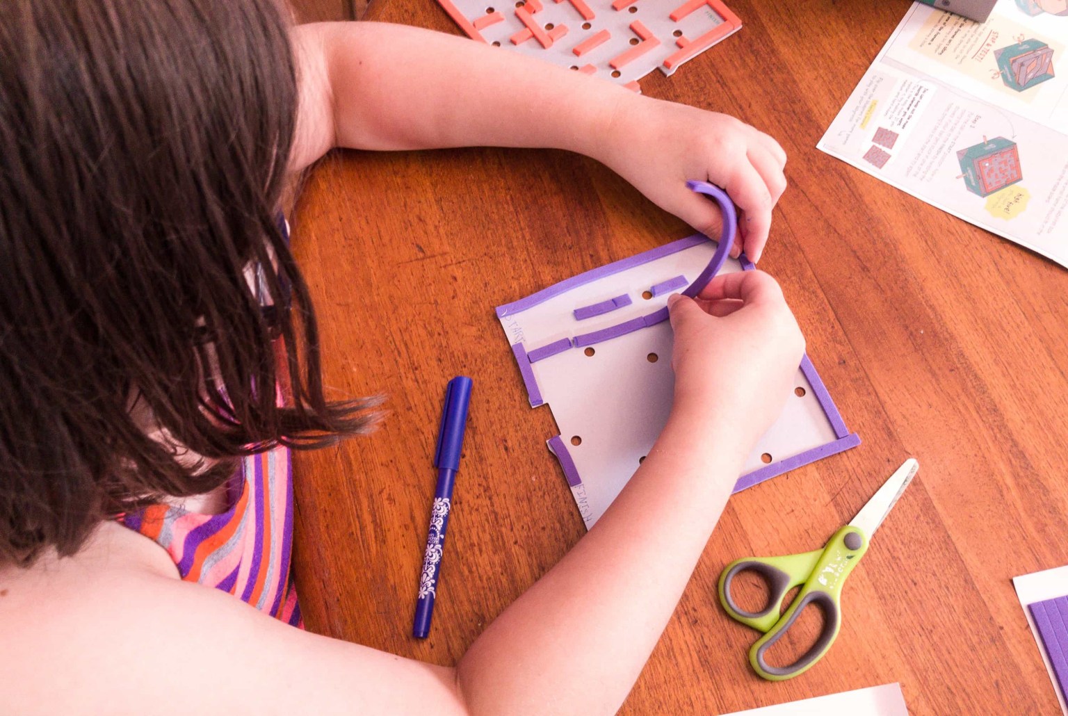 Tinker Crate June 2017 Review & Coupon - LABYRINTH - hello subscription