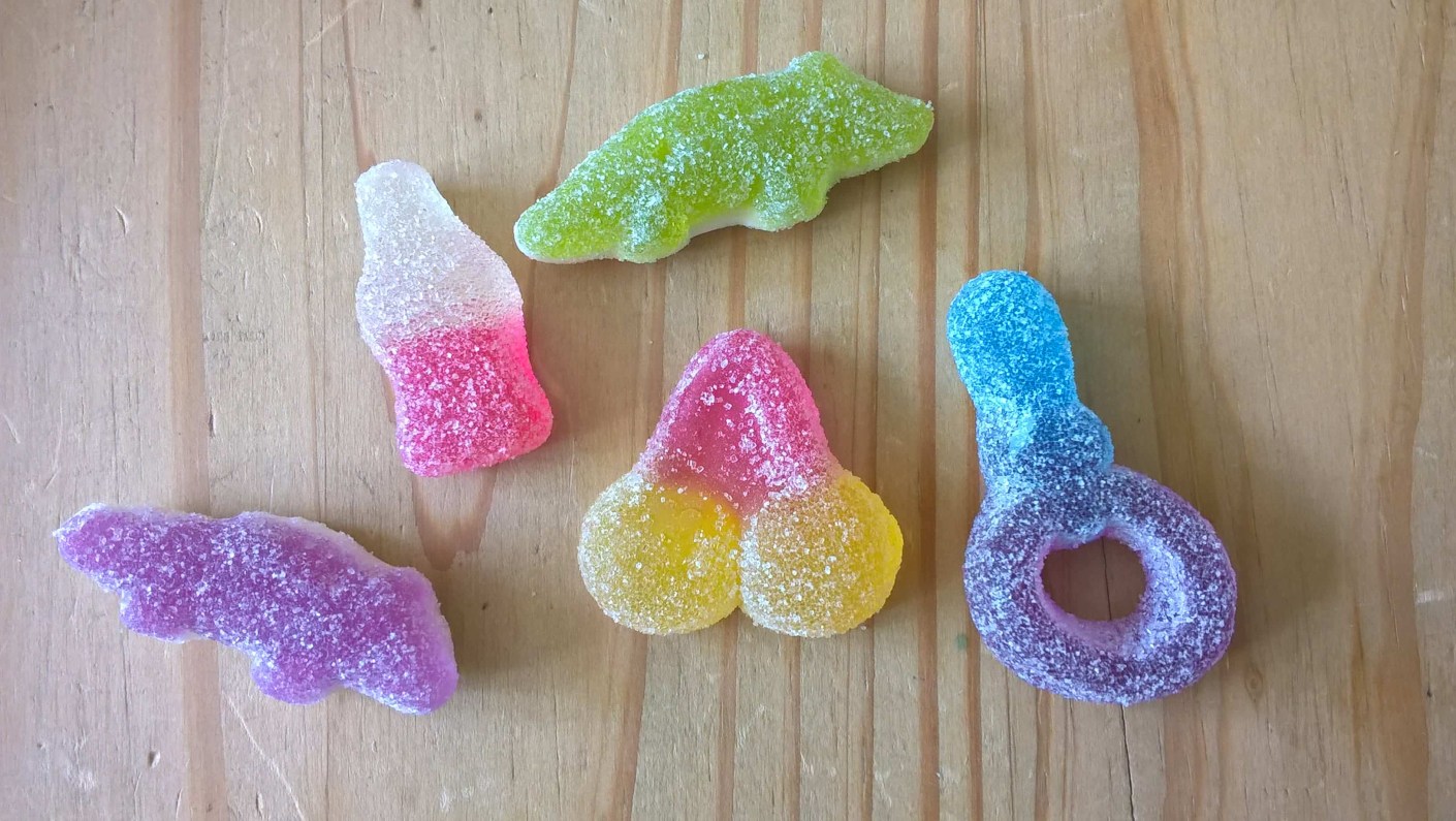 DegustaBox UK June 2017 Subscription Box Review - hello subscription