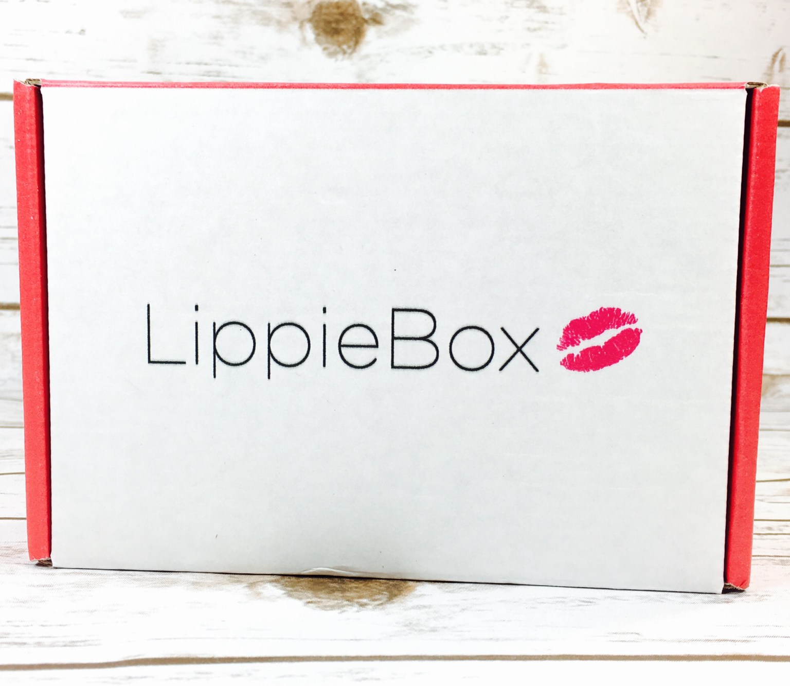LippieBox Subscription Box Review - June 2017 - Hello Subscription