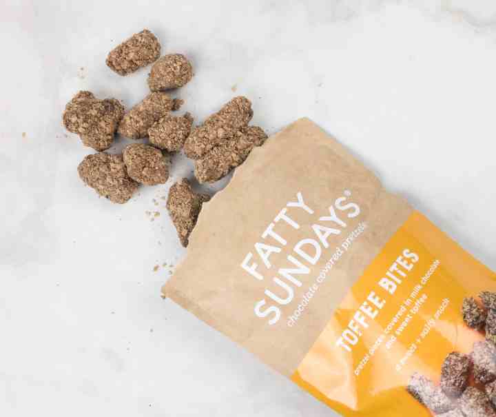 Amazon Prime Surprise Sweets Box August 2017 Review #2 - hello subscription