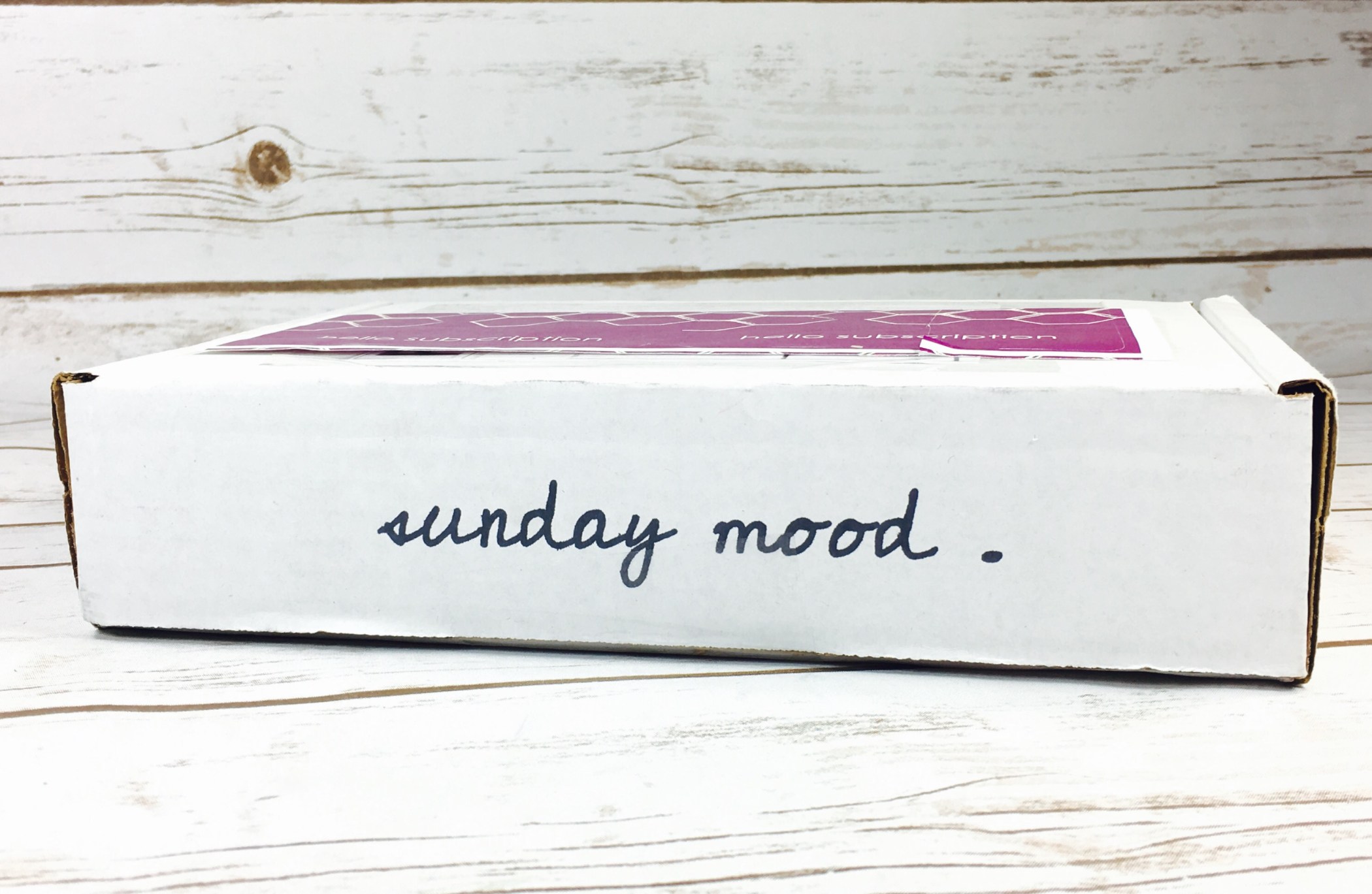 Sunday Mood Subscription Box Review - August 2017 - Hello Subscription