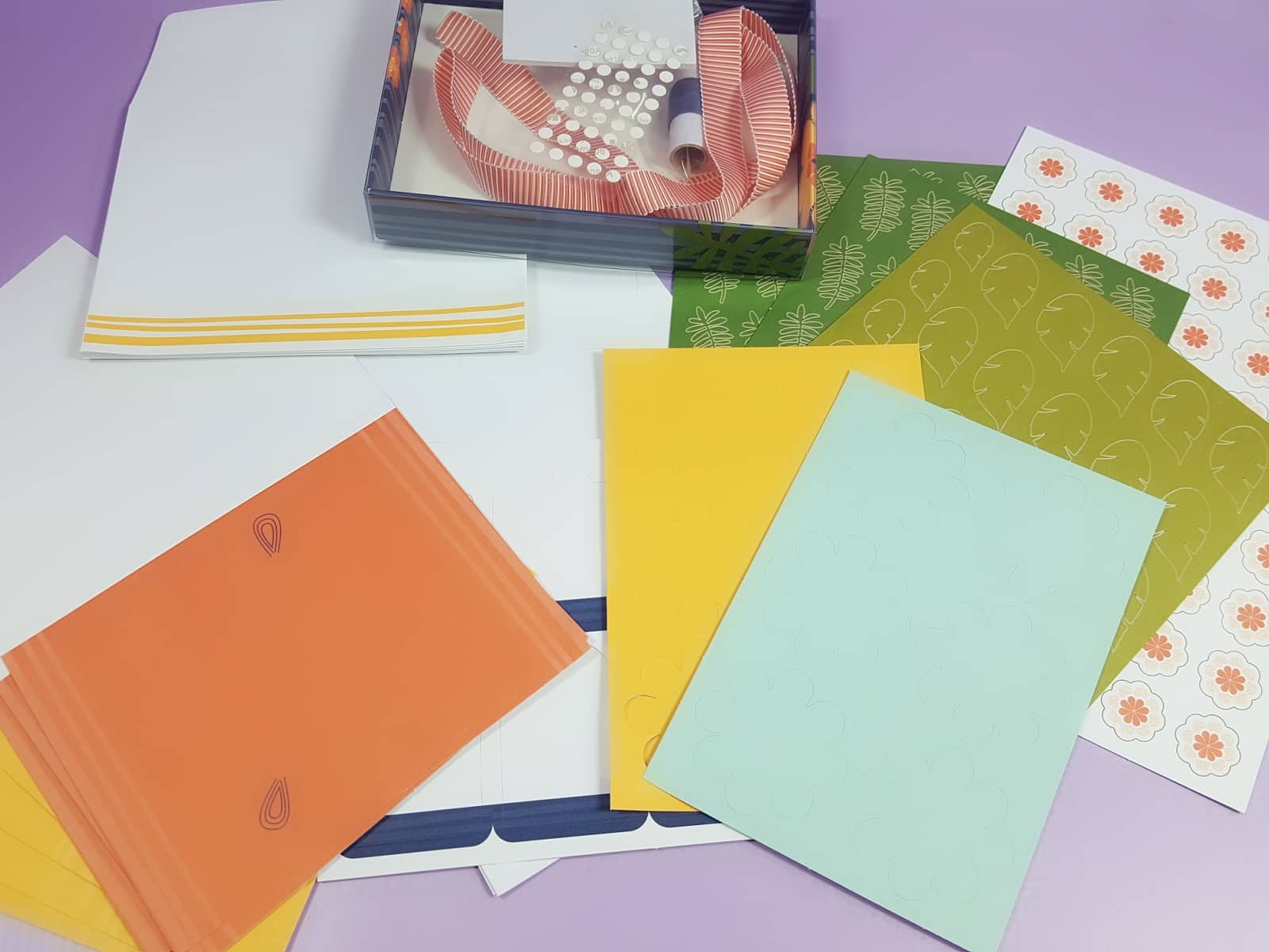 Paper Pumpkin August 2017 Subscription Box Review + Coupon - Hello ...