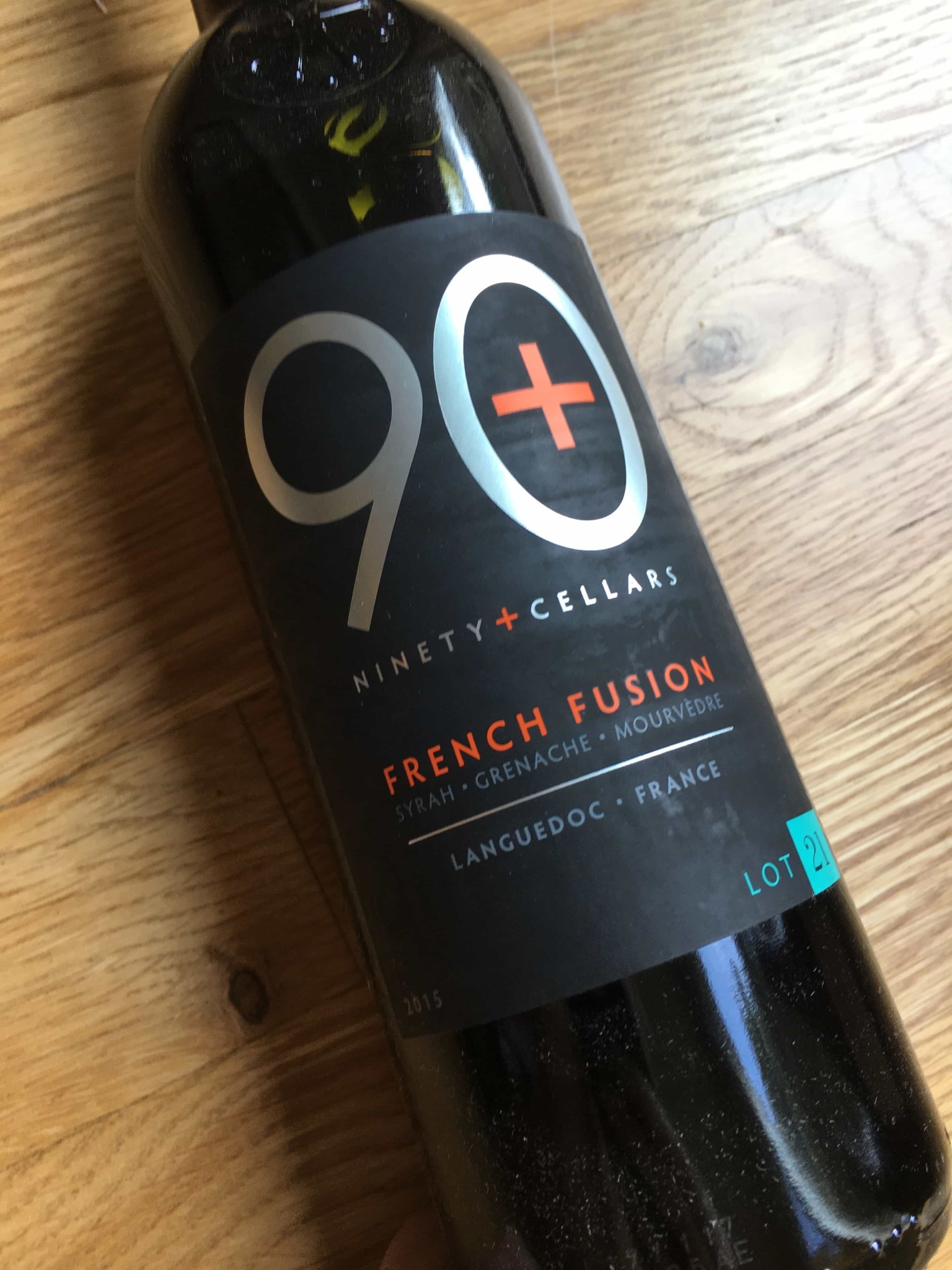 90+ Cellars Wine Club Subscription Box Review - Fall 2017 - Hello ...