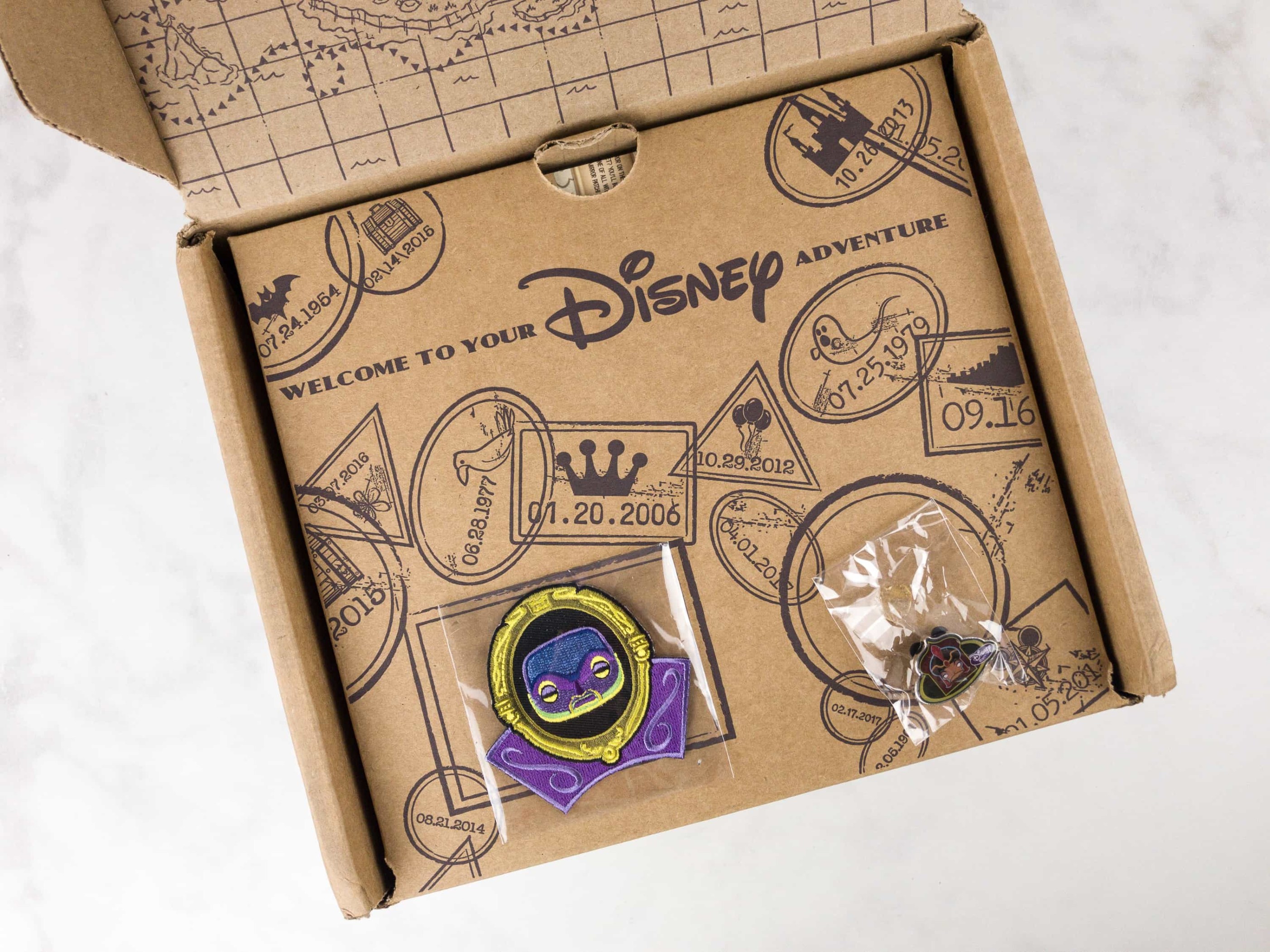 Disney Treasures October 2017 Subscription Box Review - Hello Subscription