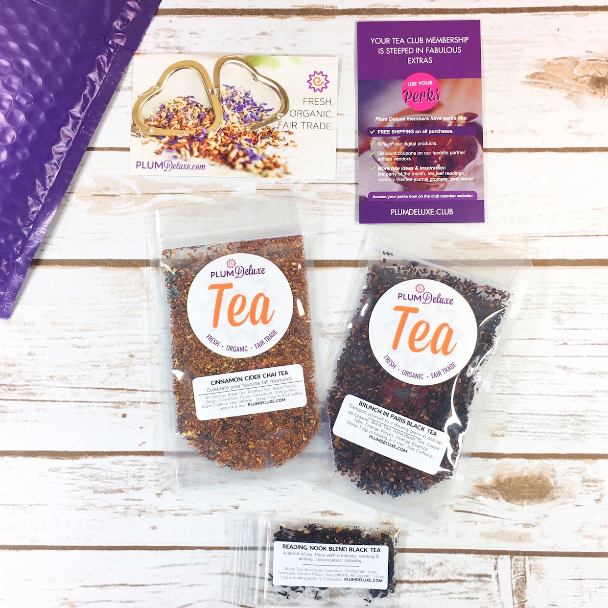 Plum Deluxe October 2017 Subscription Box Review - Hello Subscription